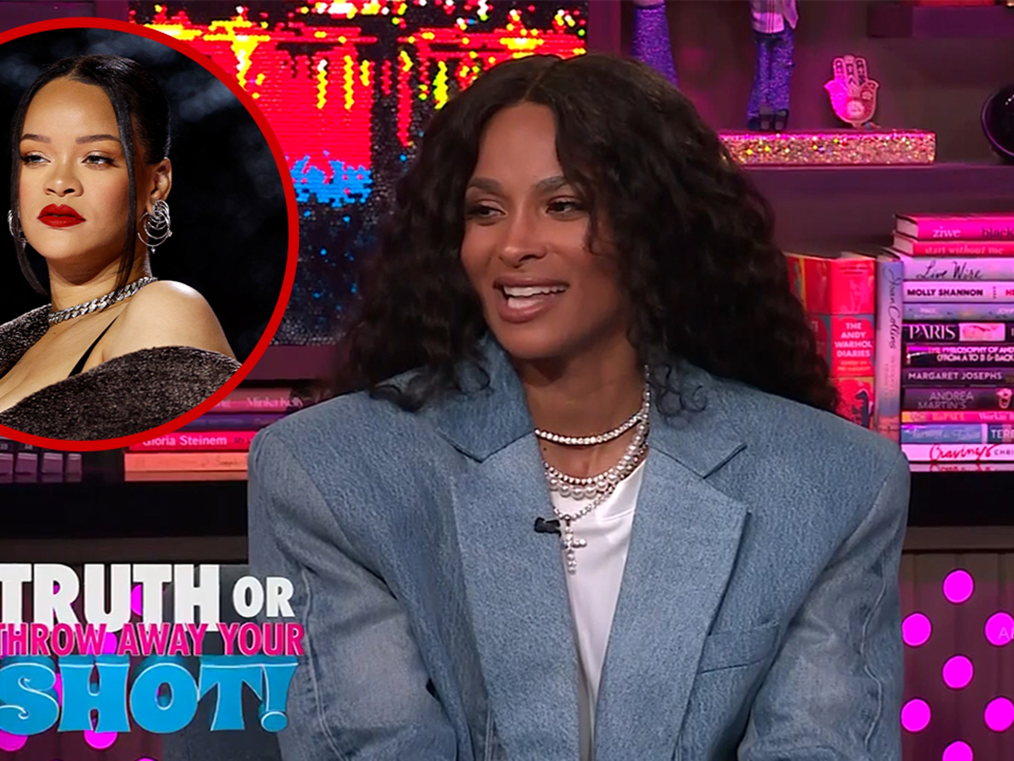 Rihanna Laughing At Ciara