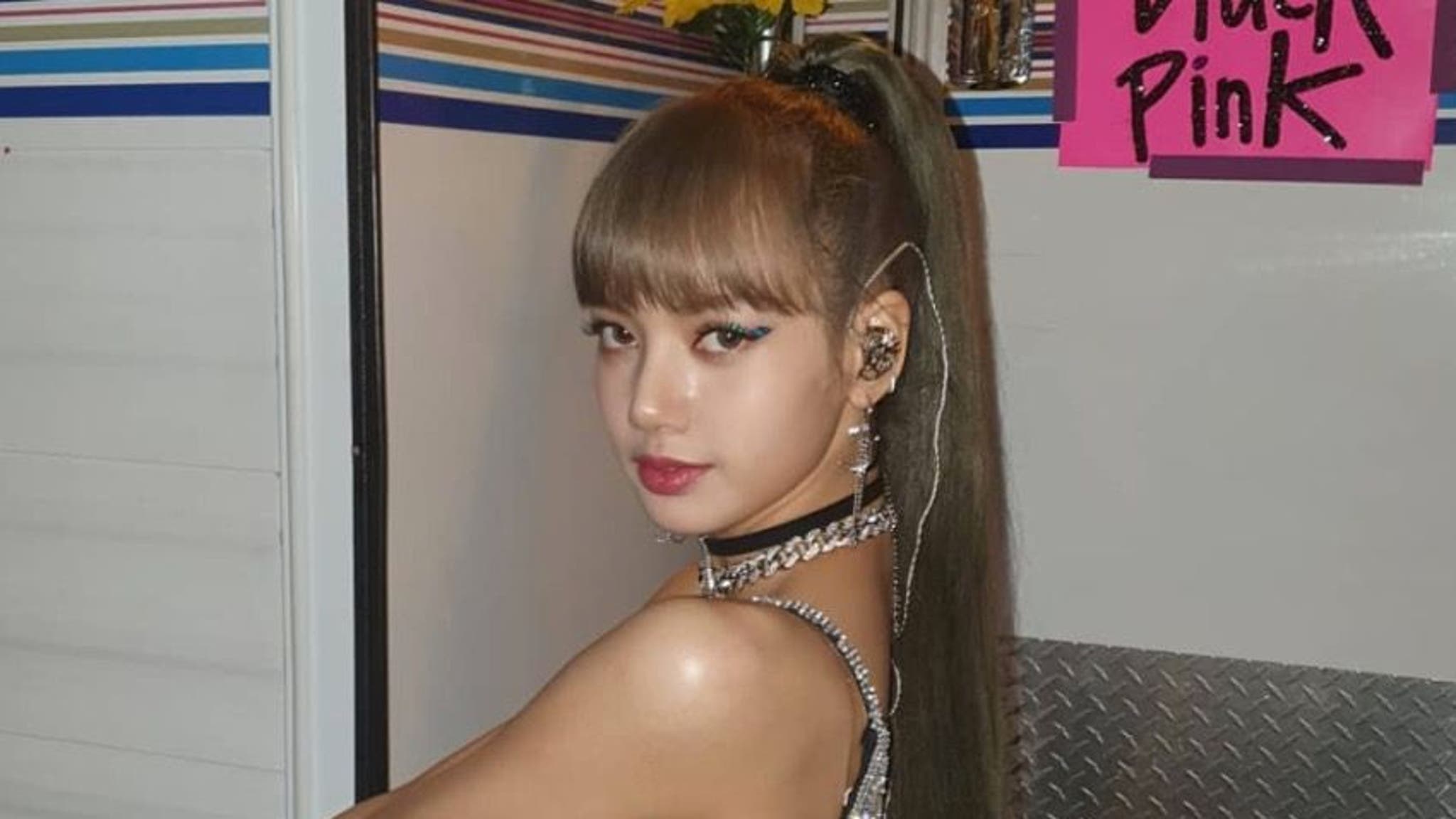 Blackpink Lisa's Hot Shots
