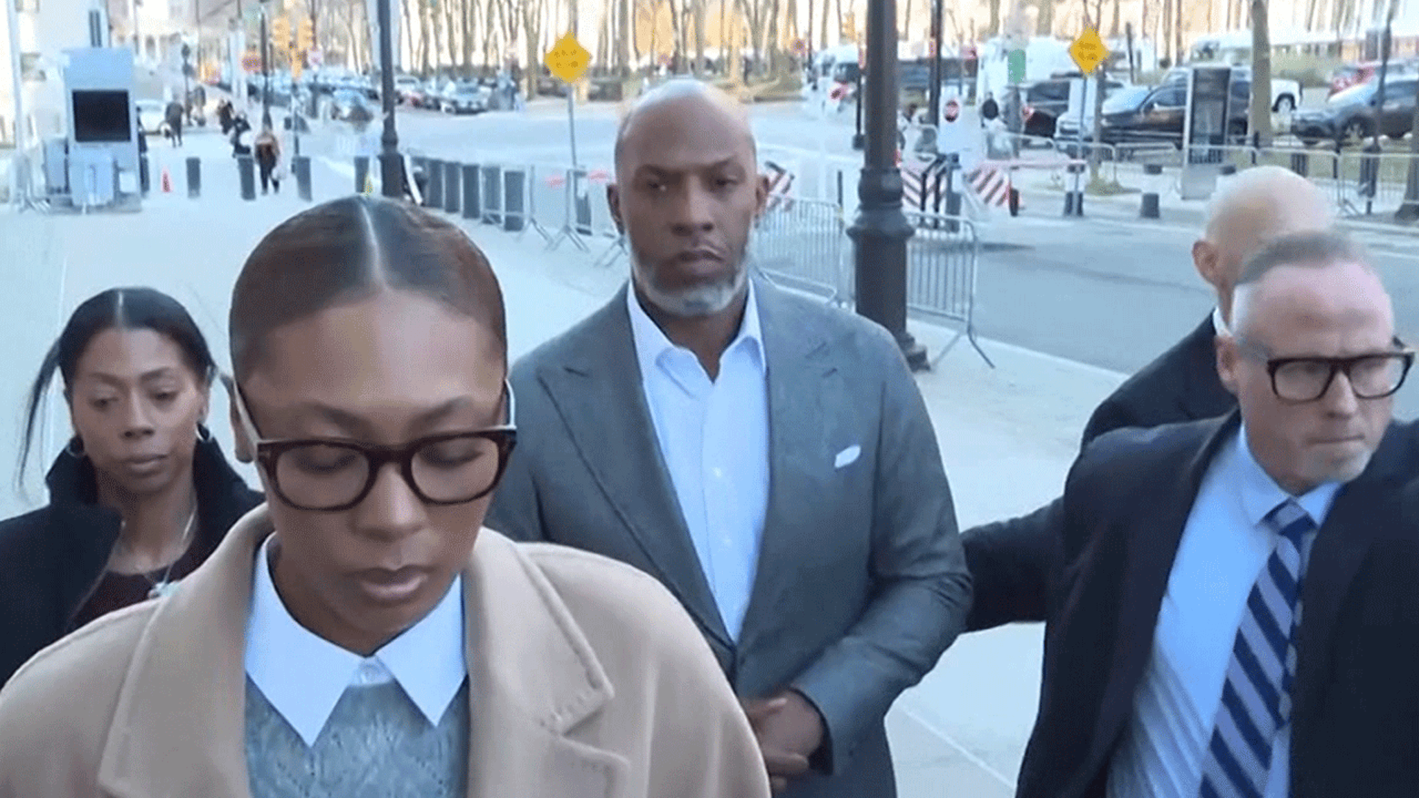 Chauncey Billups Seen Entering Court Just Before Pleading Guilty In ...