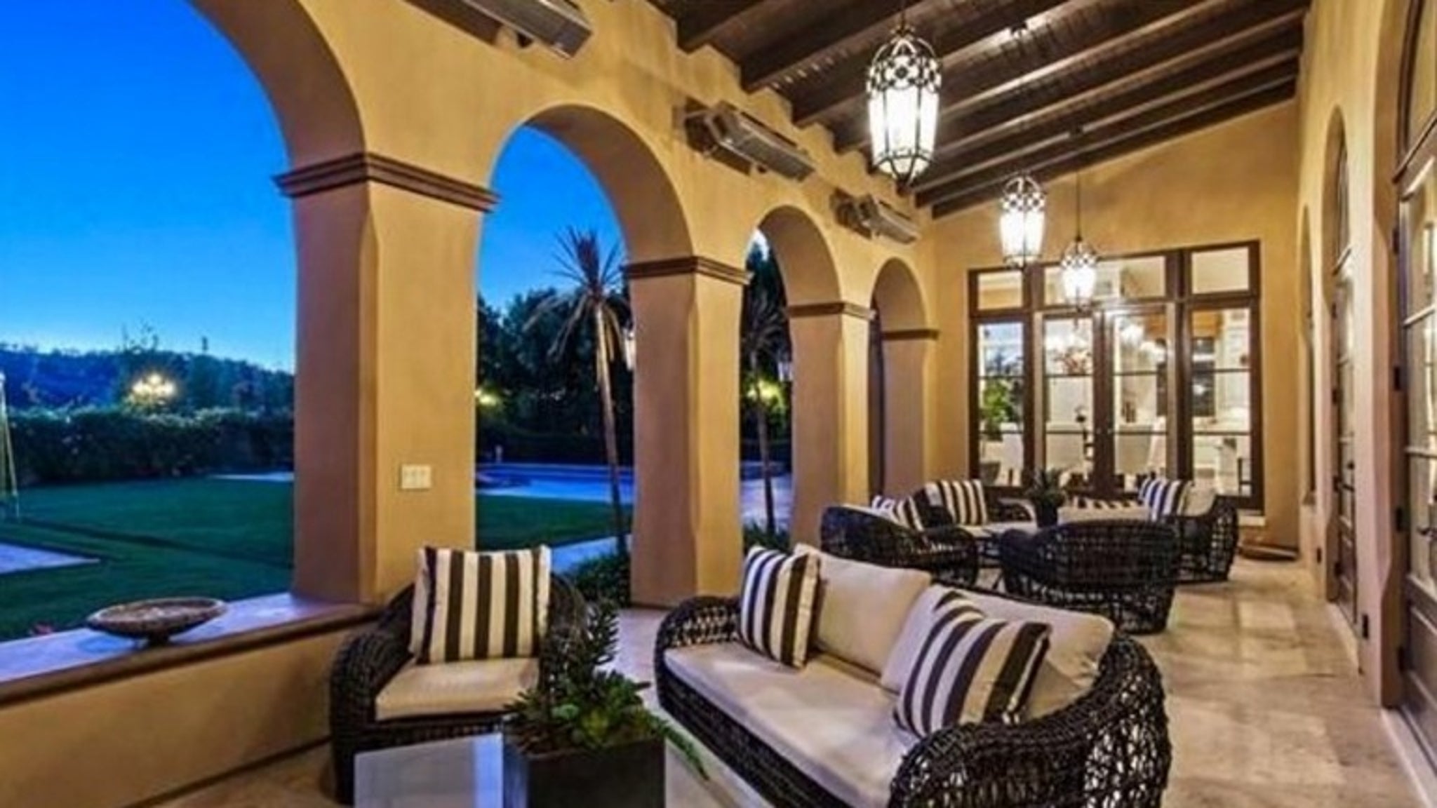 Big Sean Buys Slash's Rockin' Beverly Hills Mansion