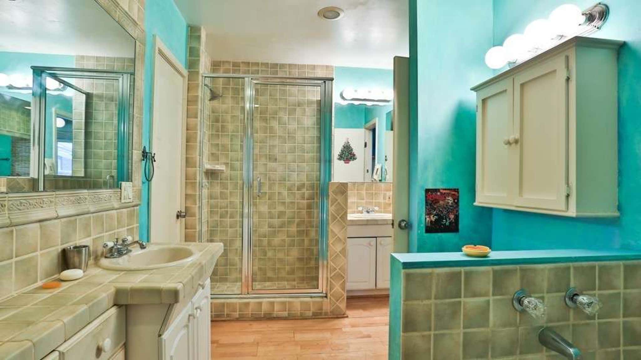 Mark Lonow's Hollywood Home -- For $ALE!