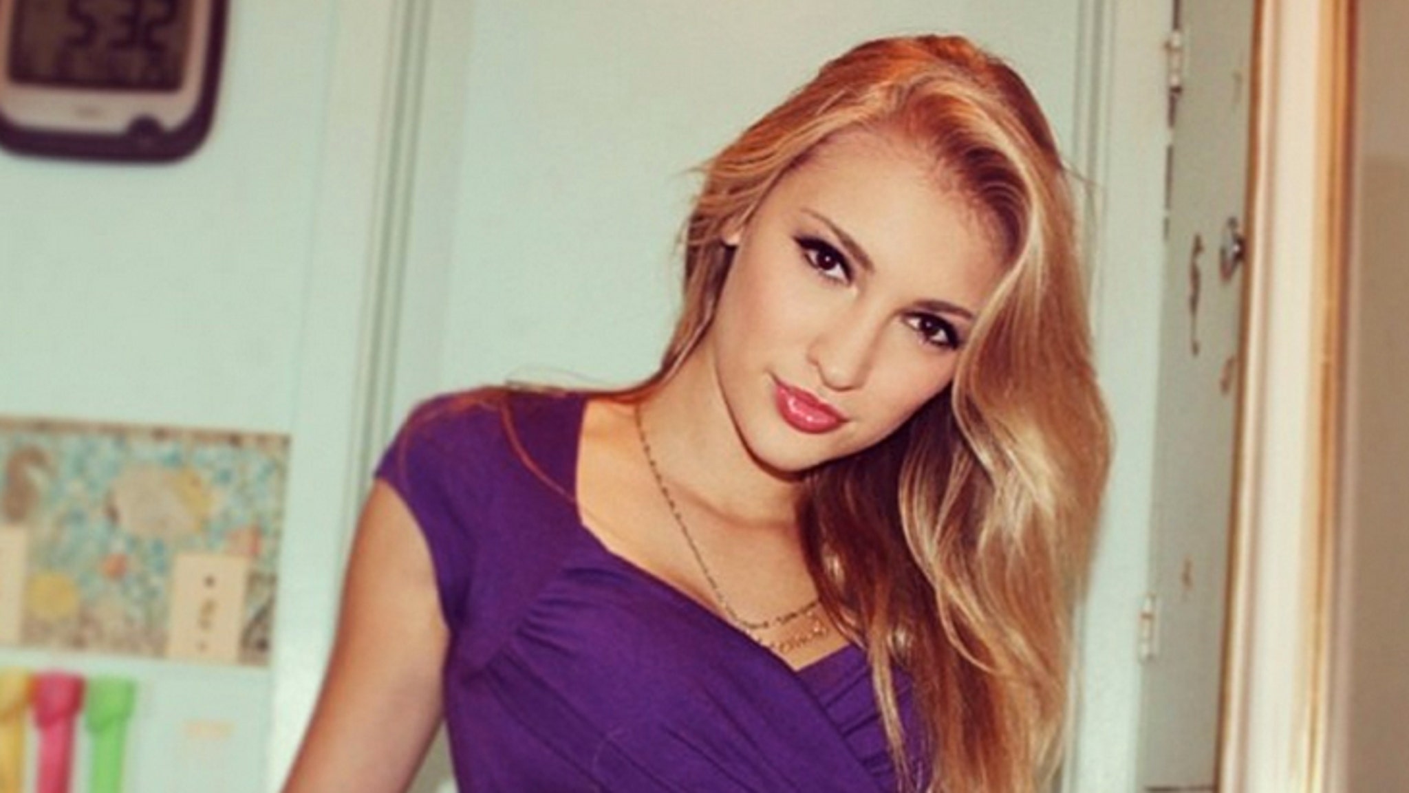 Anna Faith's Sexy Instagram Photos