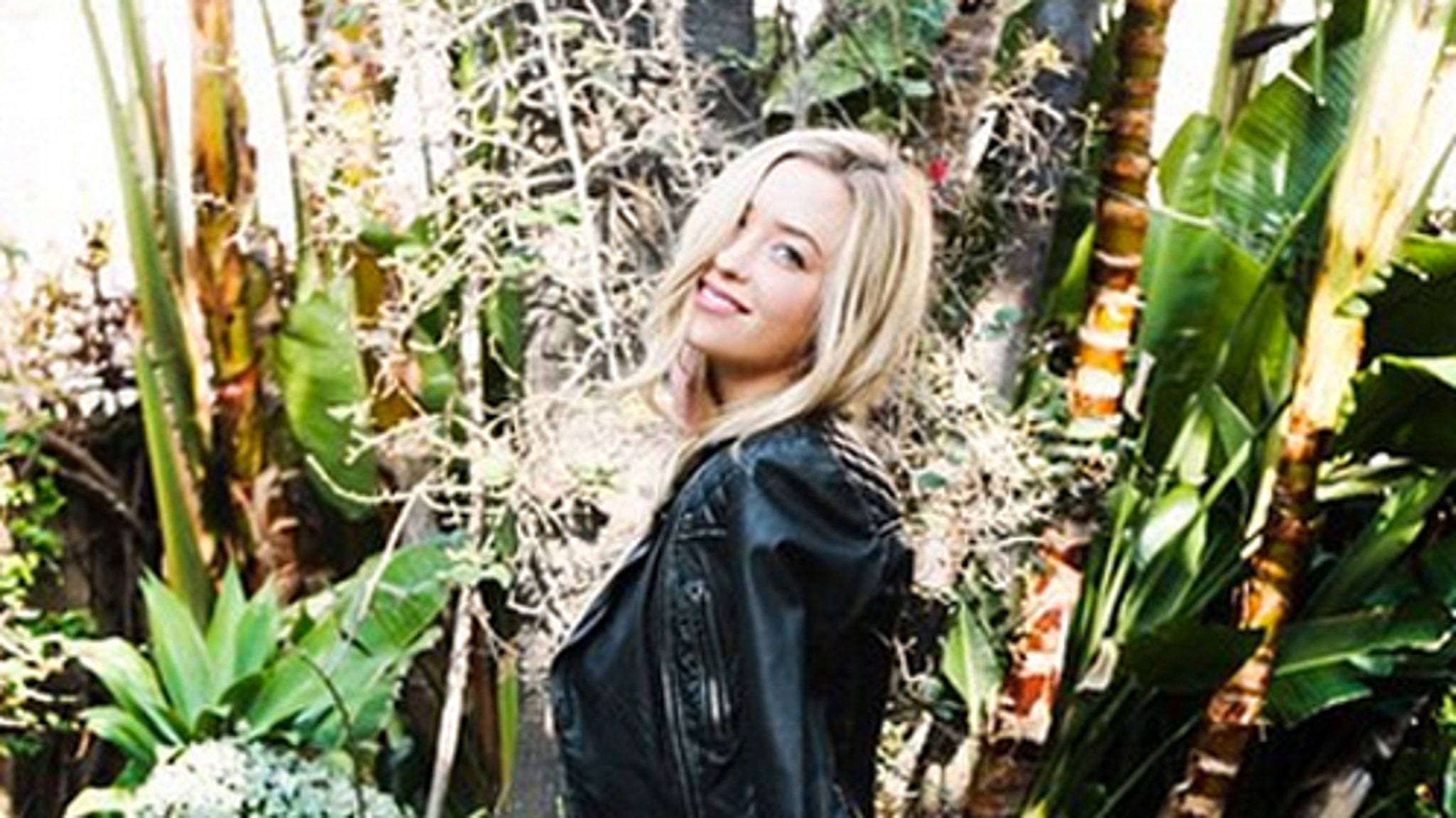 Renee Hall -- Ryan Seacrest's Sexy New GF!