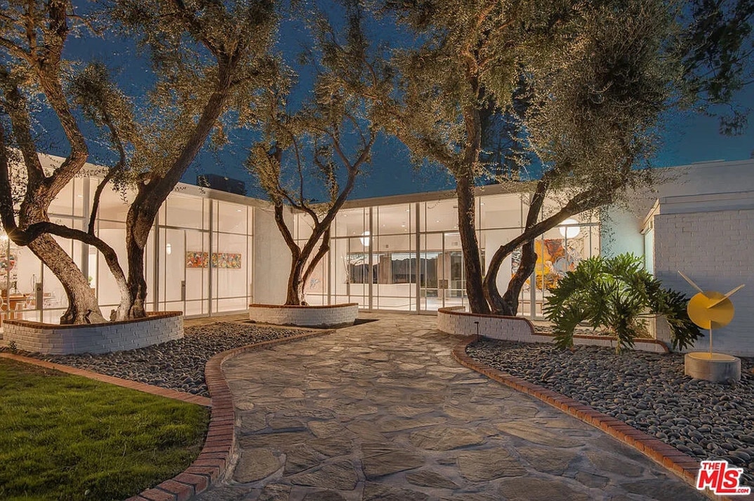 Miley Cyrus House 2025