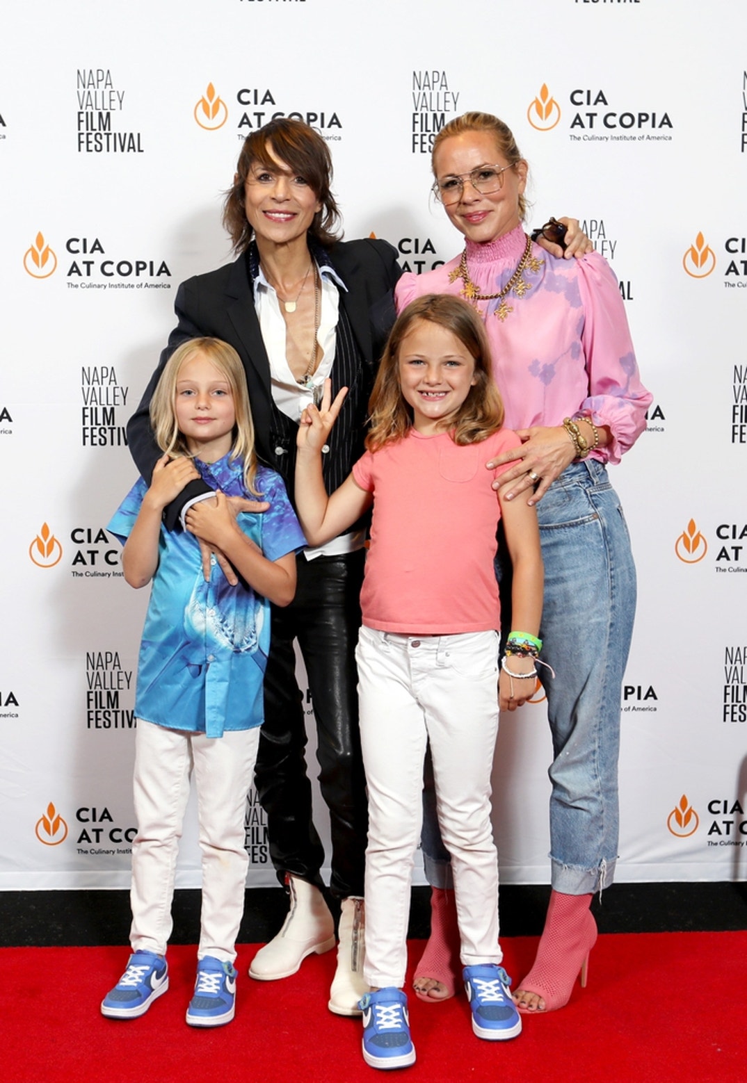 Famille Maria Bello