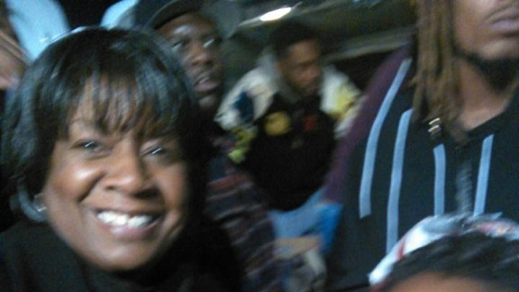 Rappers Passing Out Turkeys