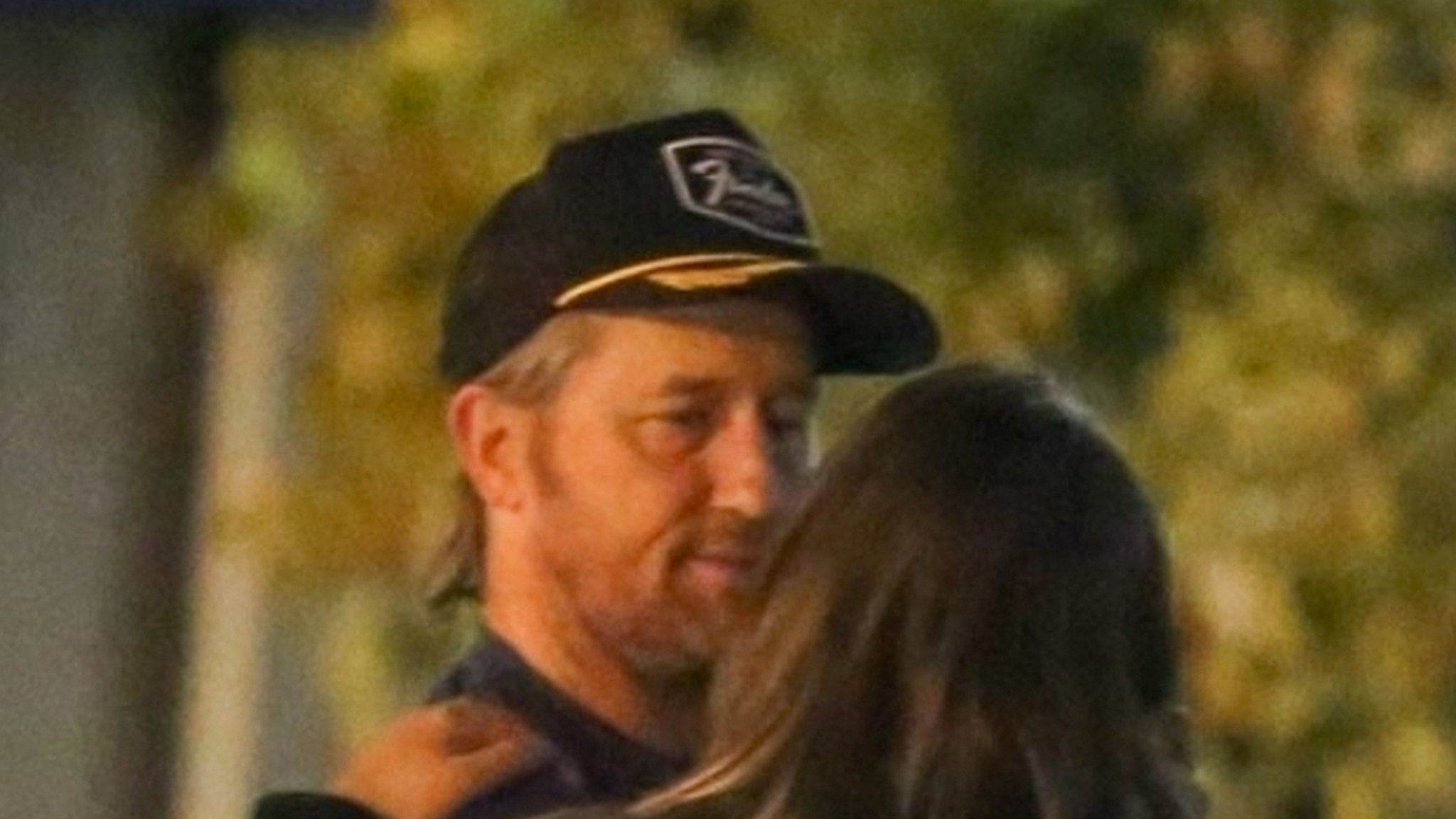 Dave Grohl Arrives in Los Angeles After Death Of Taylor Hawkins