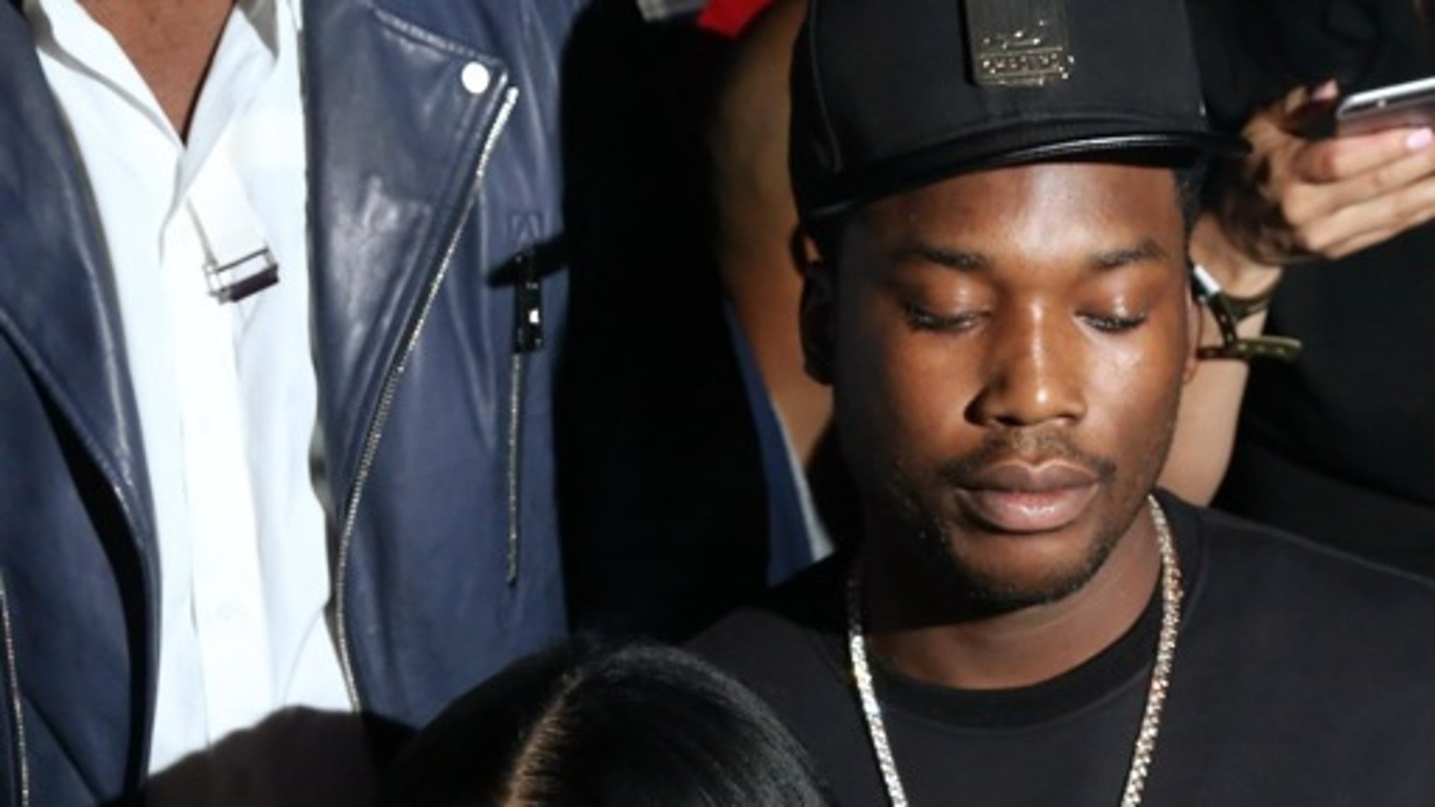 Celebs Poppin' Champagne -- Ringin' in the New Year