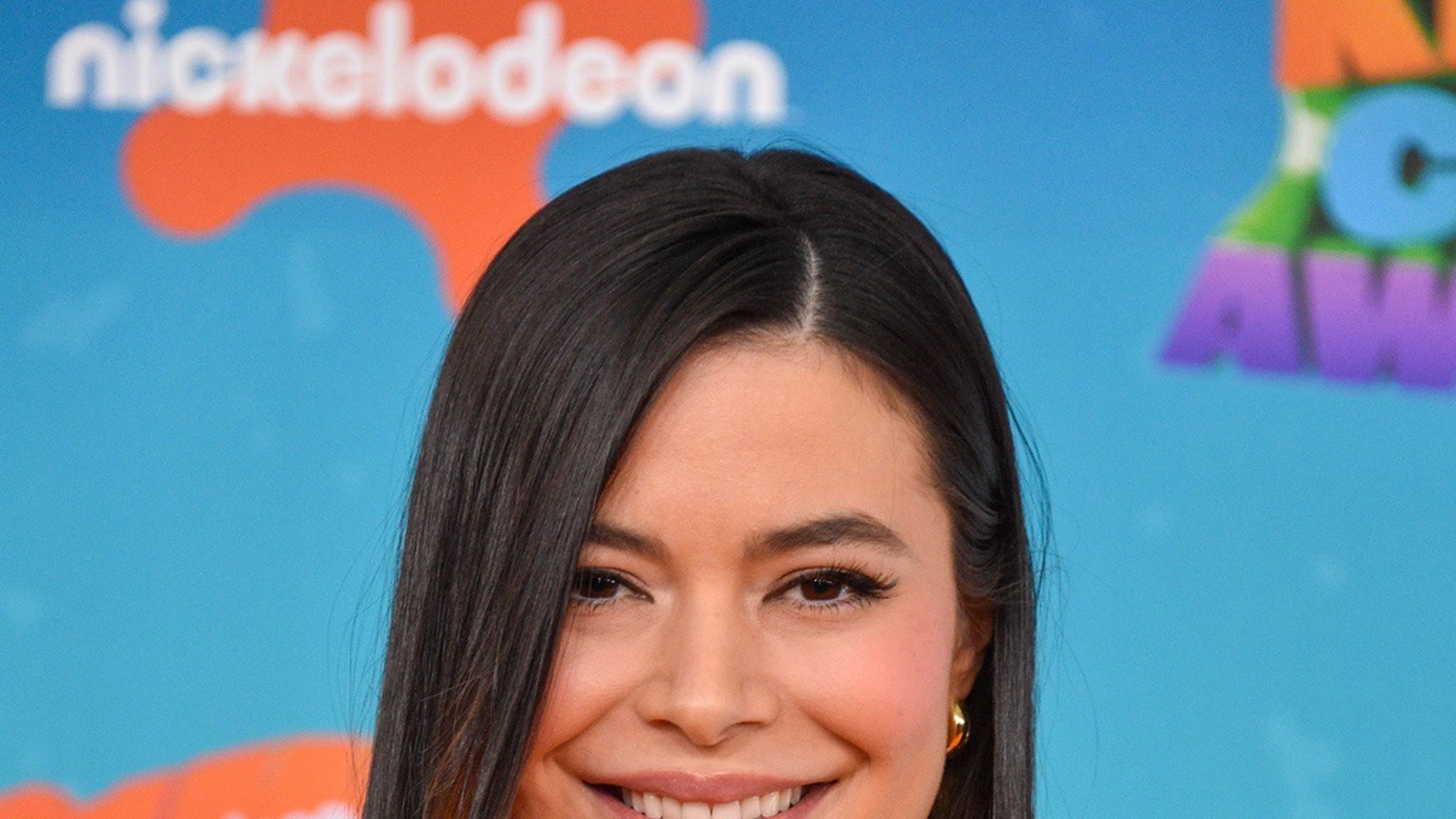 Nickelodeon Stars -- Then & Now!