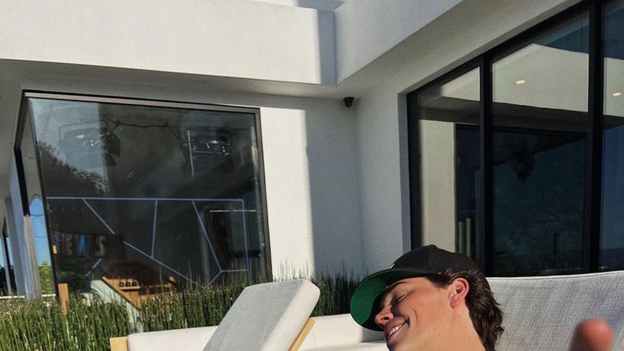 Noah Beck's Shirtless Shots By The Pool