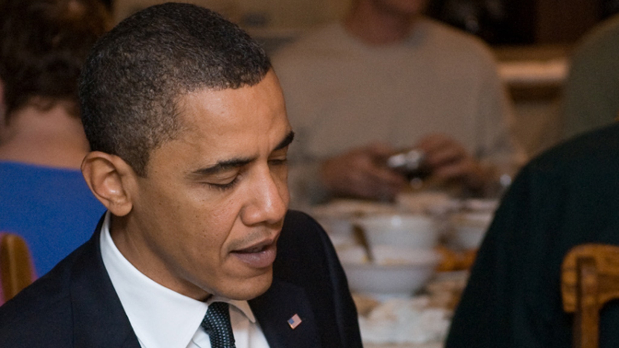 Barack Obama Eating -- The Famished Photos