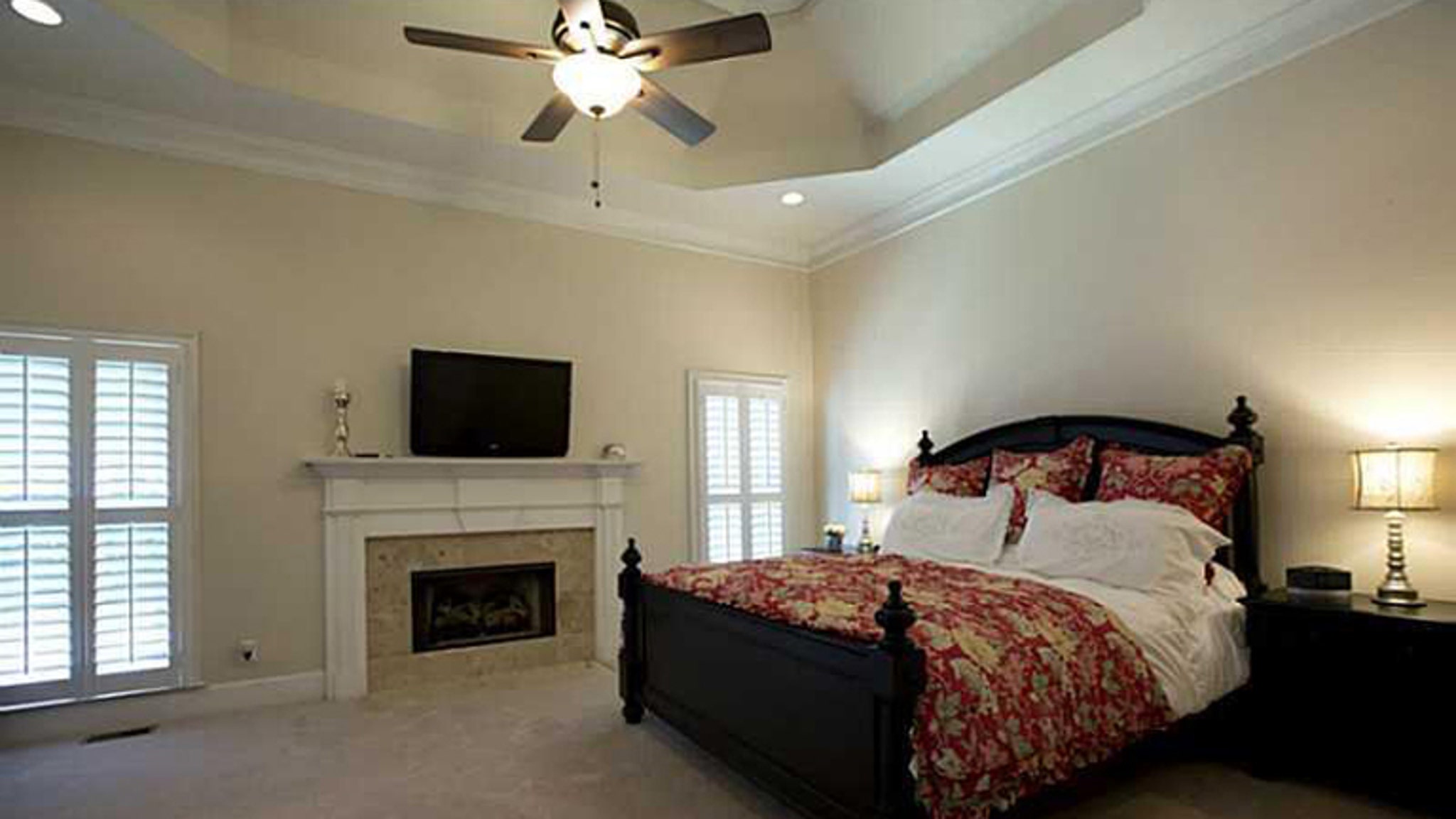 Ne-Yo's New Farm Photos