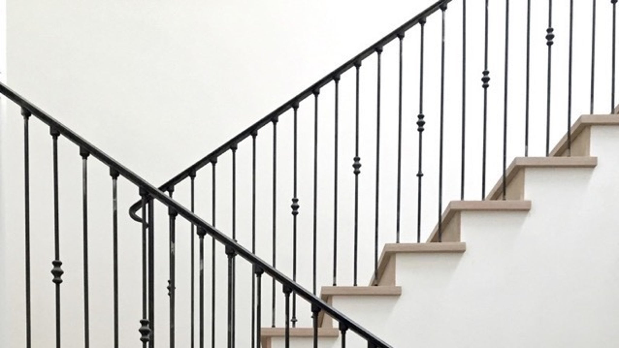 Ed Begley Jr. -- Sustainable House Construction