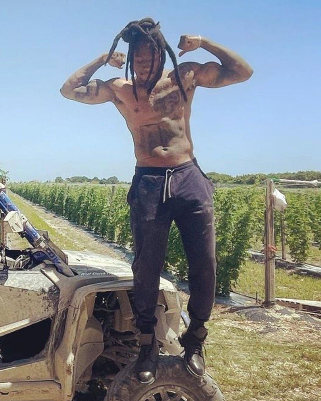 Ripped NFL Abs -- Guess Who!