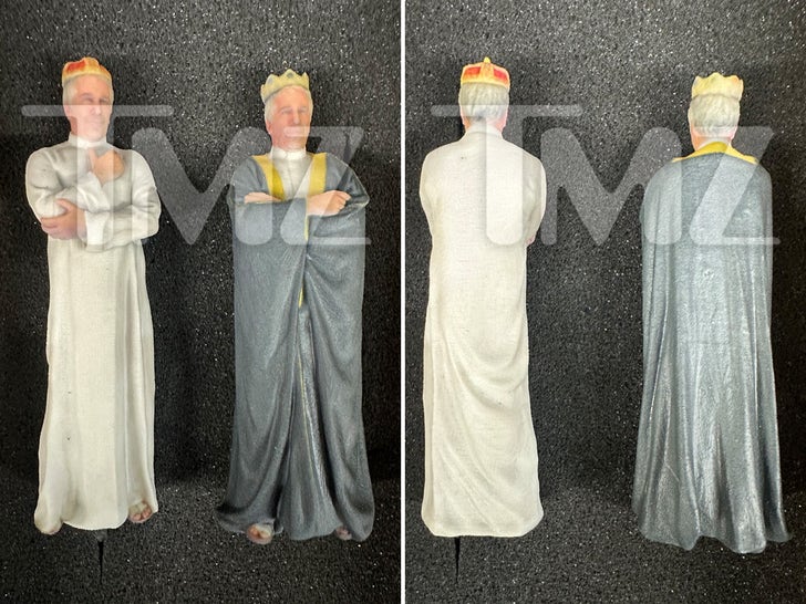 Jeffrey Epstein Pictured as King on His Custom Chess Board with His Queens