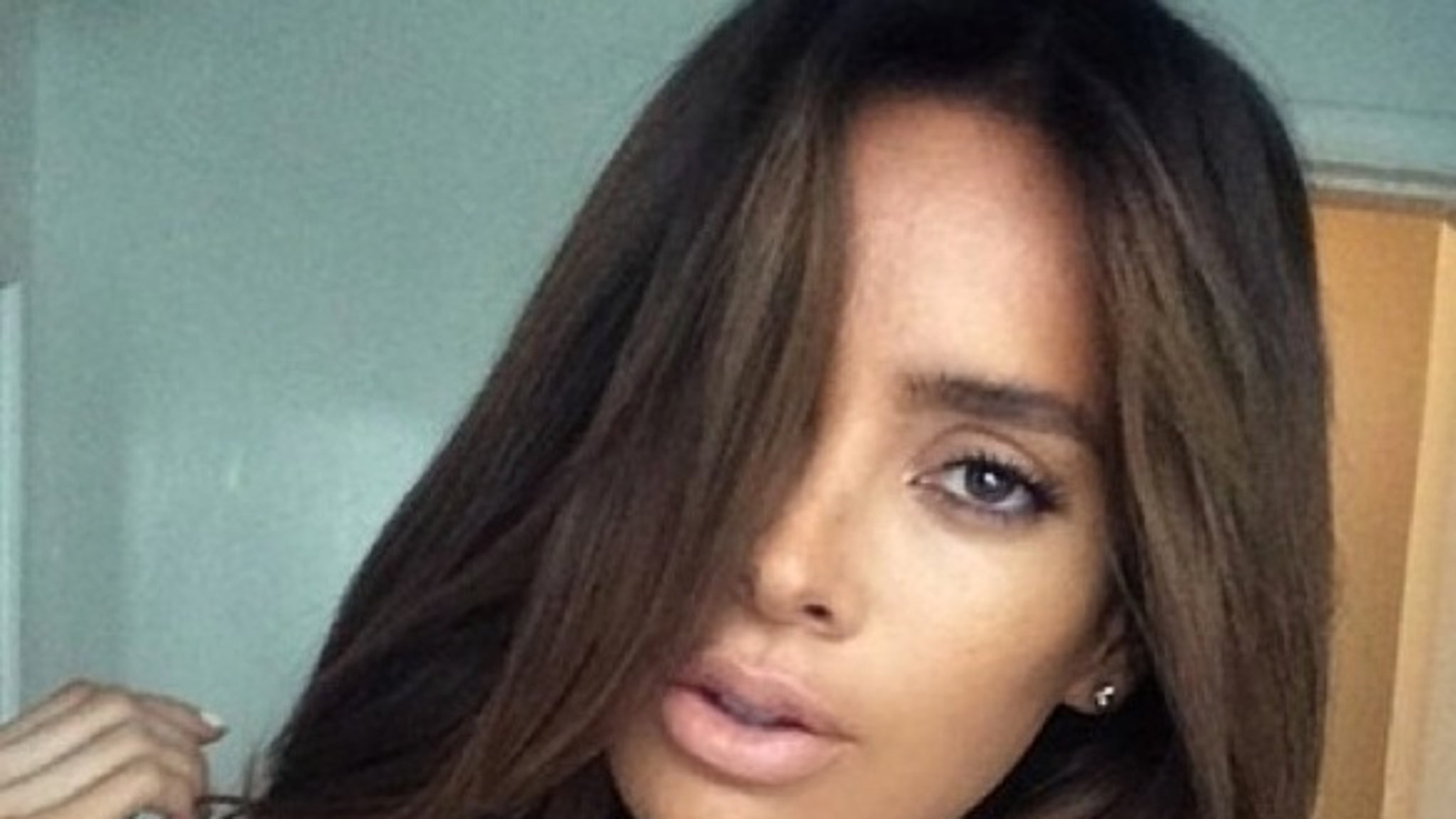 Sarah Stage's Sexy Snapshots