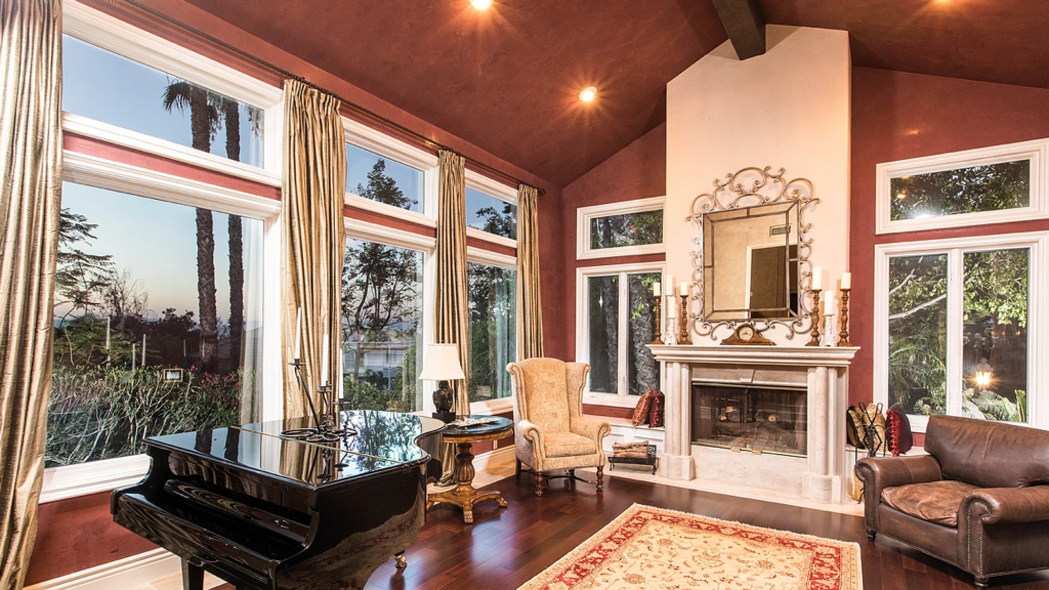 Tupac's House -- California Love