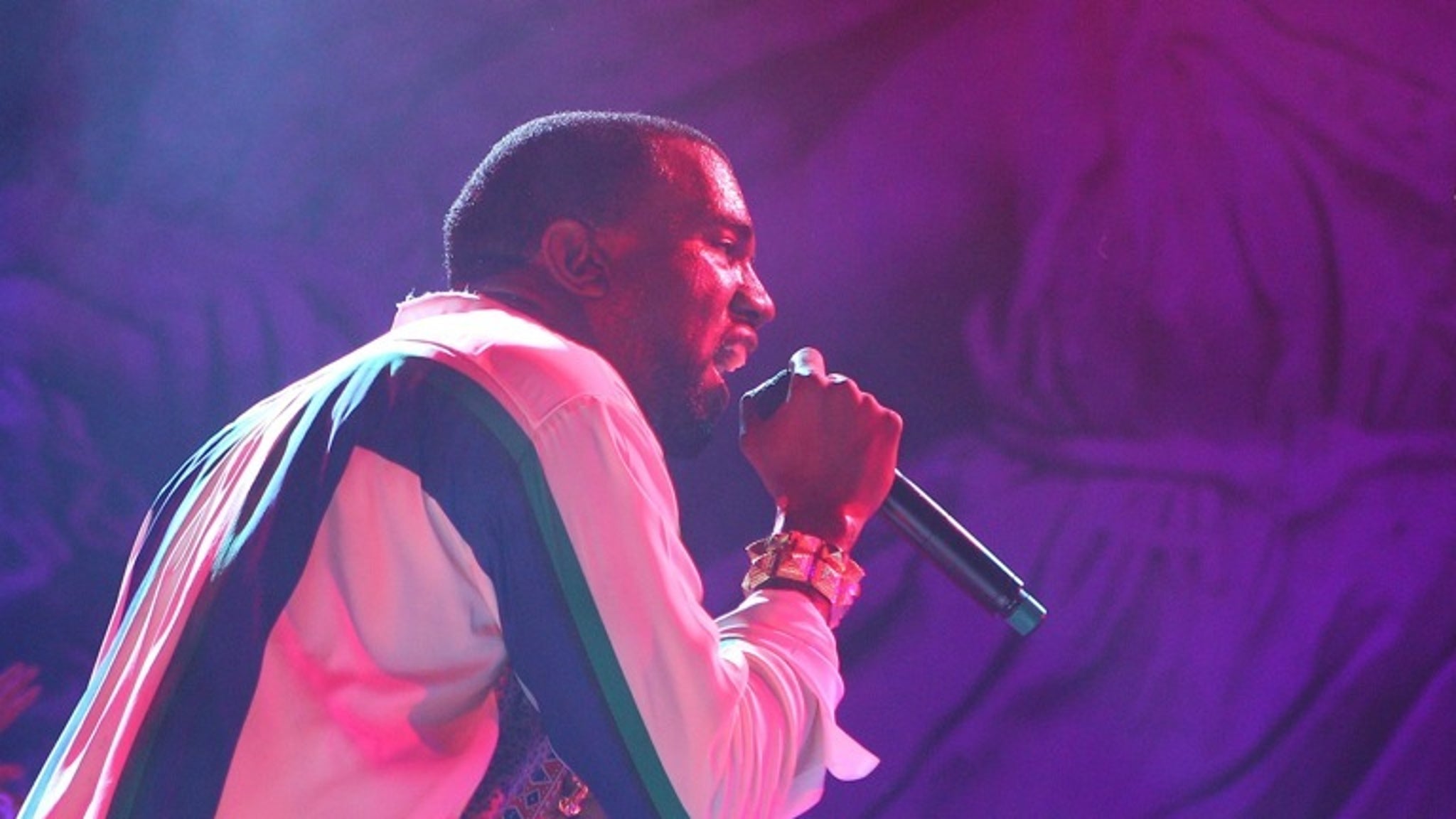 Kanye West -- Live Performance Photos