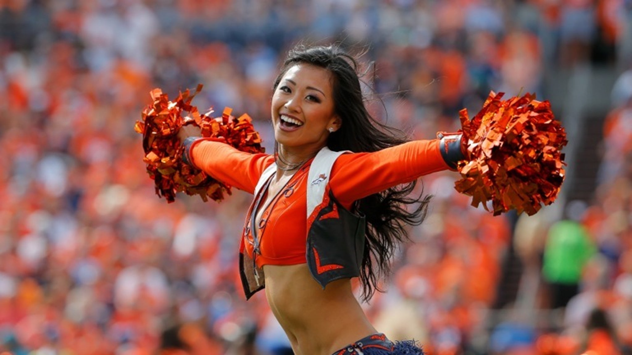 Week One's Best of NFL Cheerleaders -- Squad Goals!