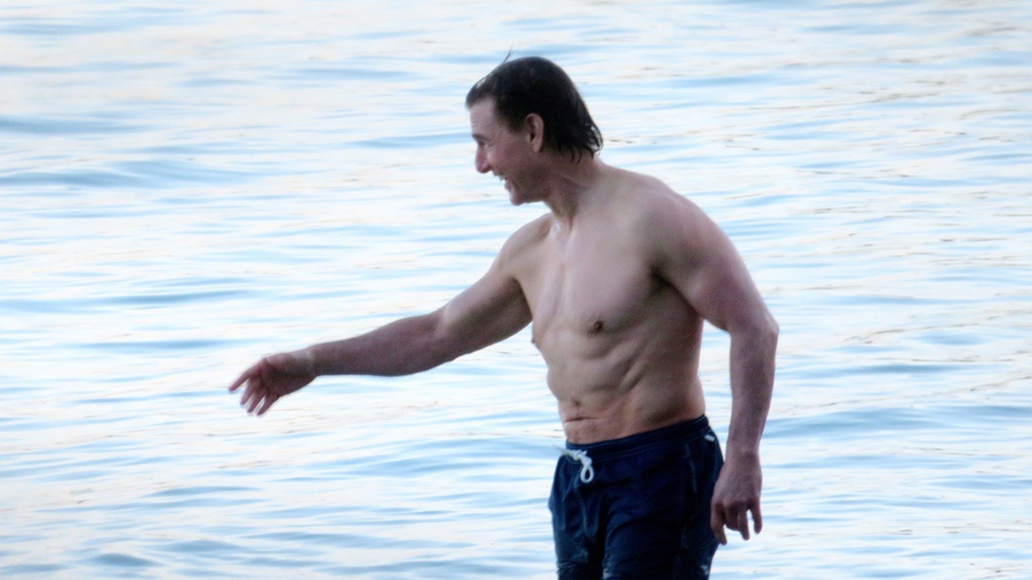 Tom Cruise's Ripped Bod On Spanish Beach