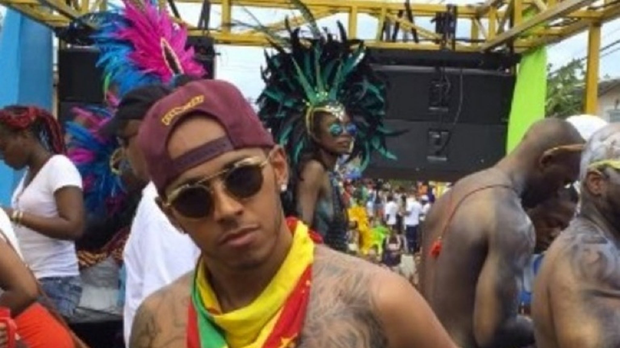 Lewis Hamilton's Shirtless Photos