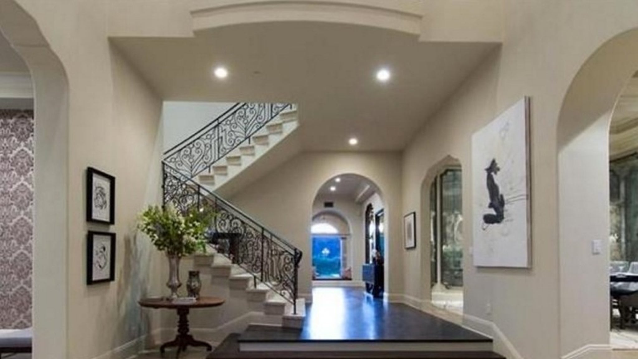 Big Sean Buys Slash's Rockin' Beverly Hills Mansion