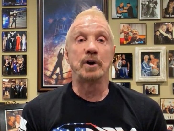 Burt Reynolds Dead at 82 After Heart Attack, 911 Call Released