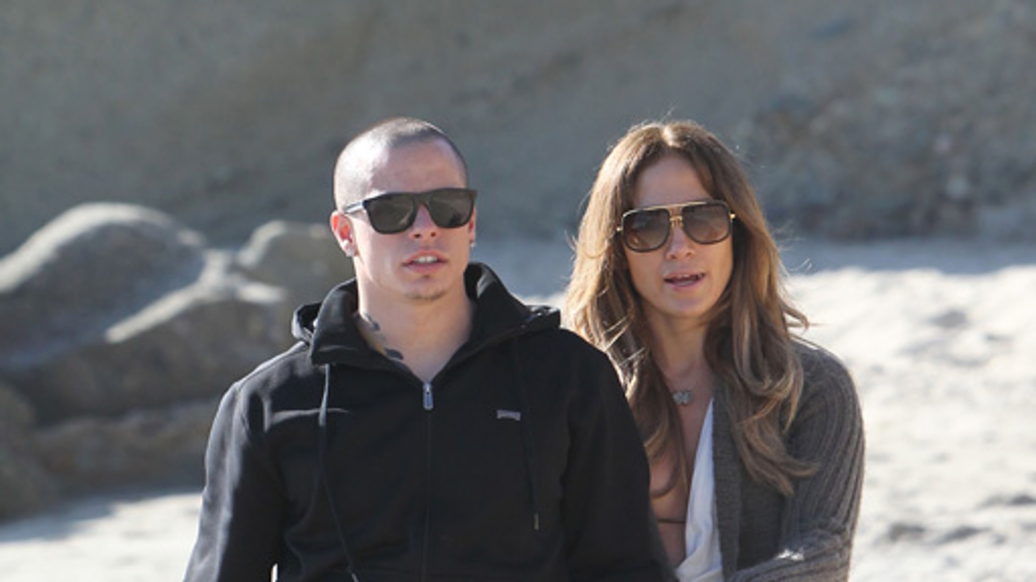 Jennifer and Casper -- Swingin'!