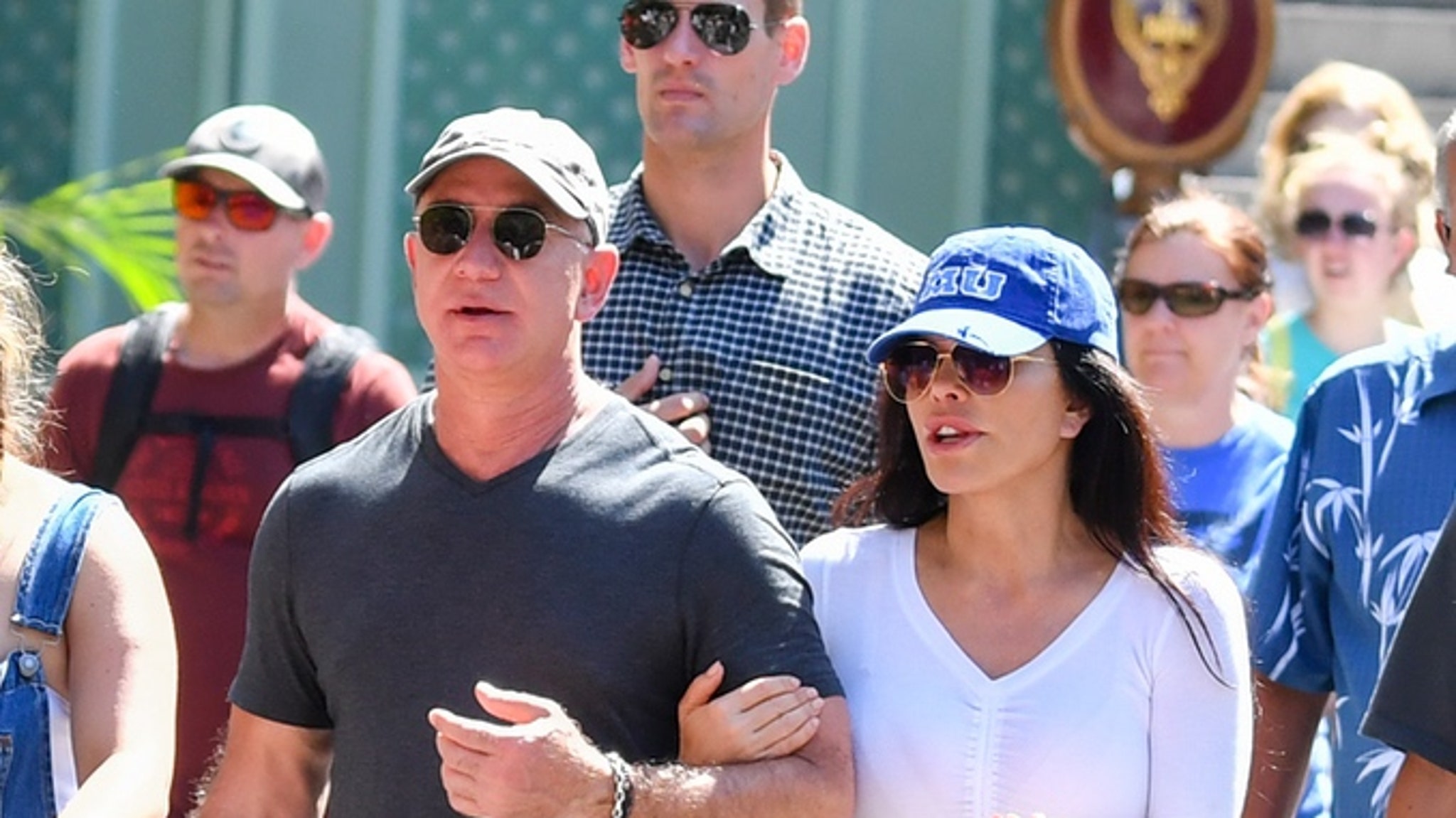 Jeff Bezos And Lauren Sanchez At Disneyland