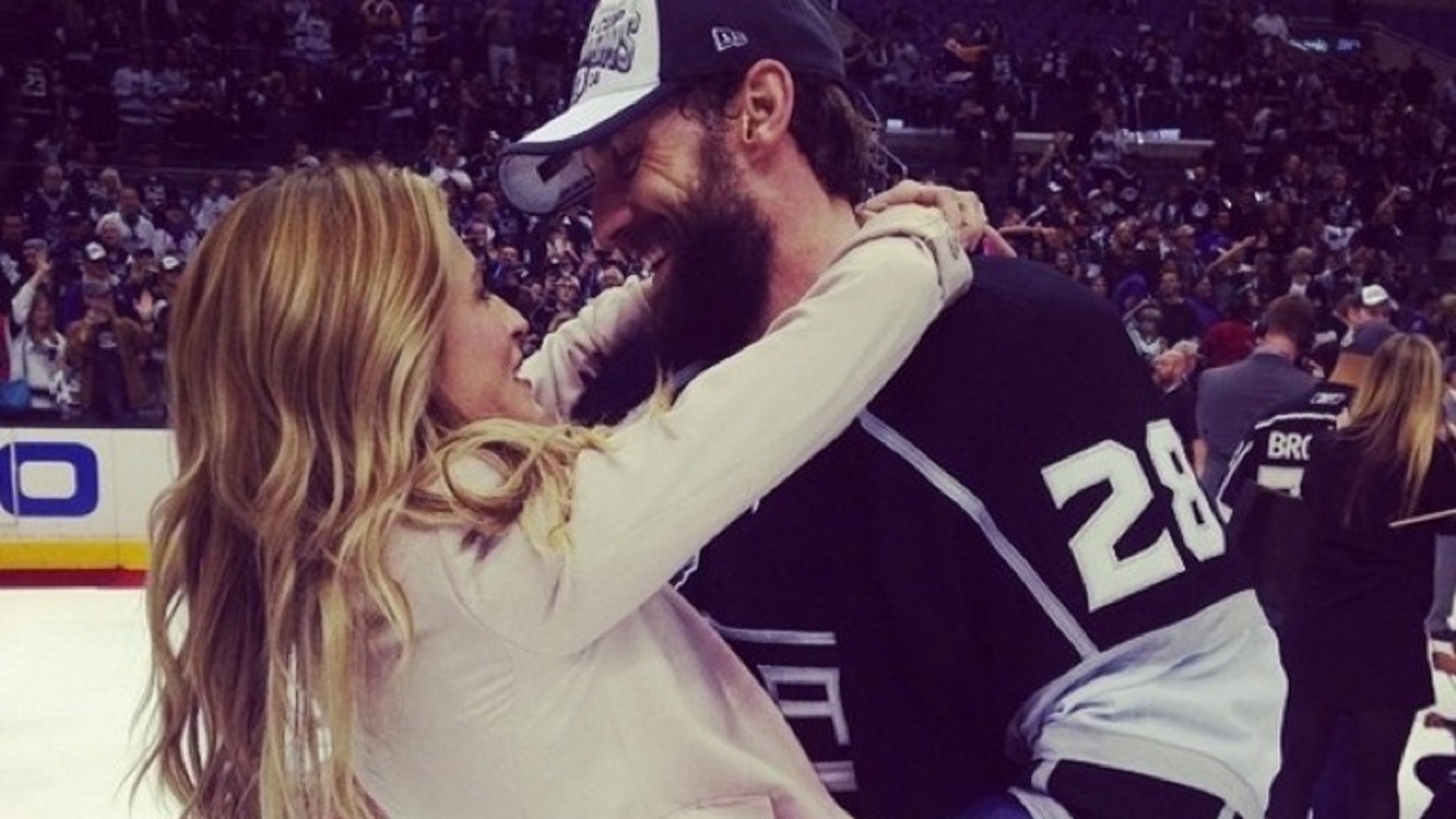 Erin Andrews & Jarrett Stoll -- The Happy Couple