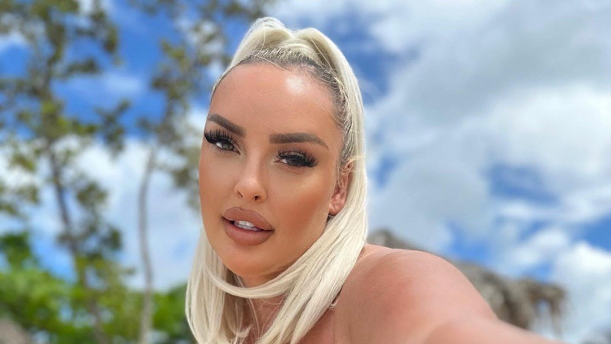 Sara Allaby's Jamaica Hot Shots