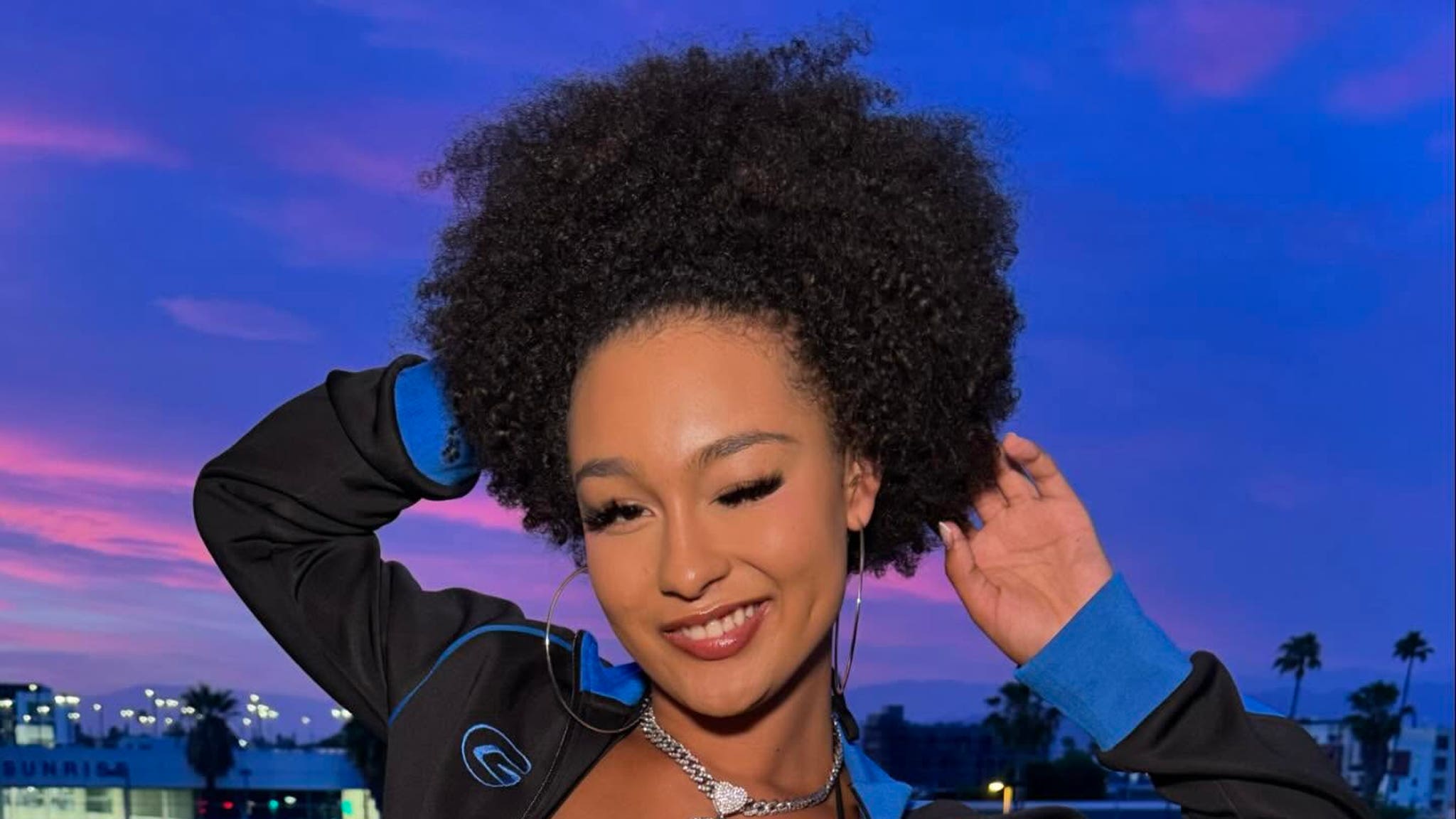 Ve'ondre Mitchell Hot Shots