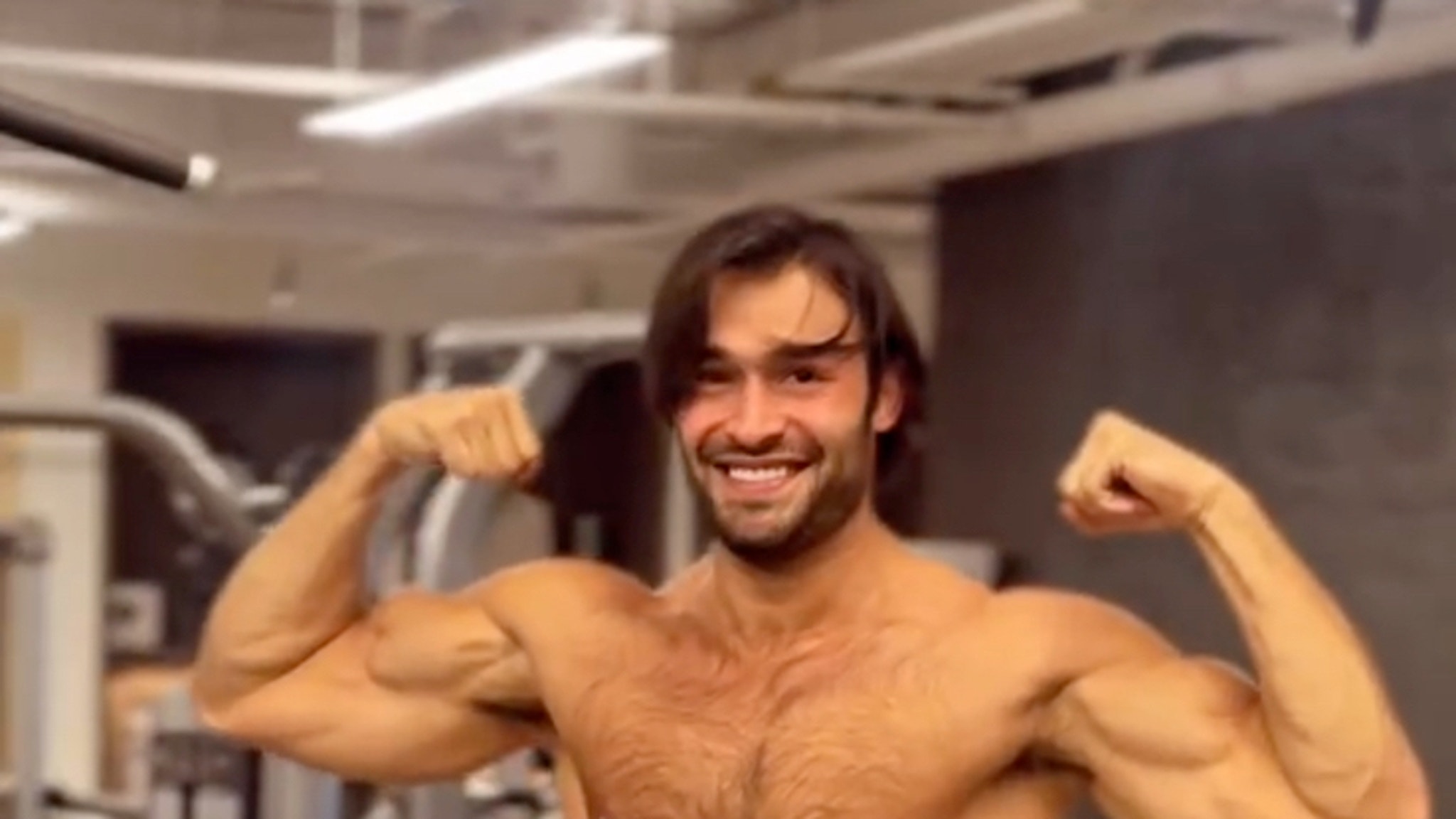 Sam Asghari's Shirtless Workout Pics