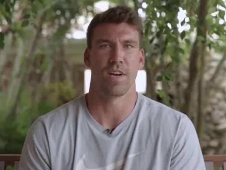 Ronda Rousey Pummels Real-Life Husband Travis Browne In '9-1-1' Fight Scene