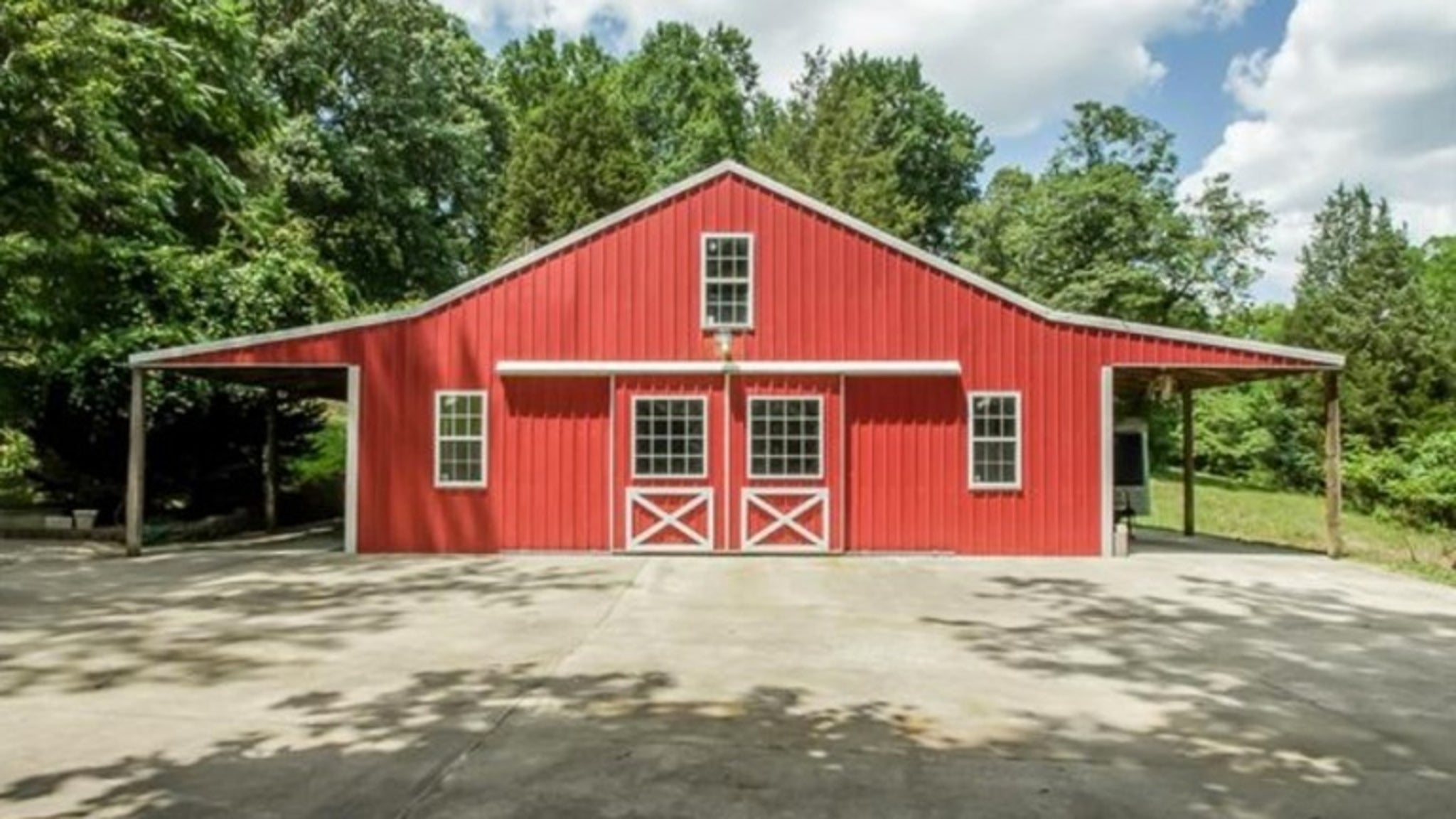 WWE's Lana and Rusev Buy House in Nashville