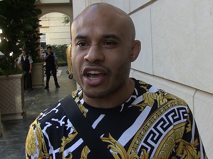 Shaquille O'Neal -- Even My Fish Are Diesel ... Shows Off 'Super' Aquarium