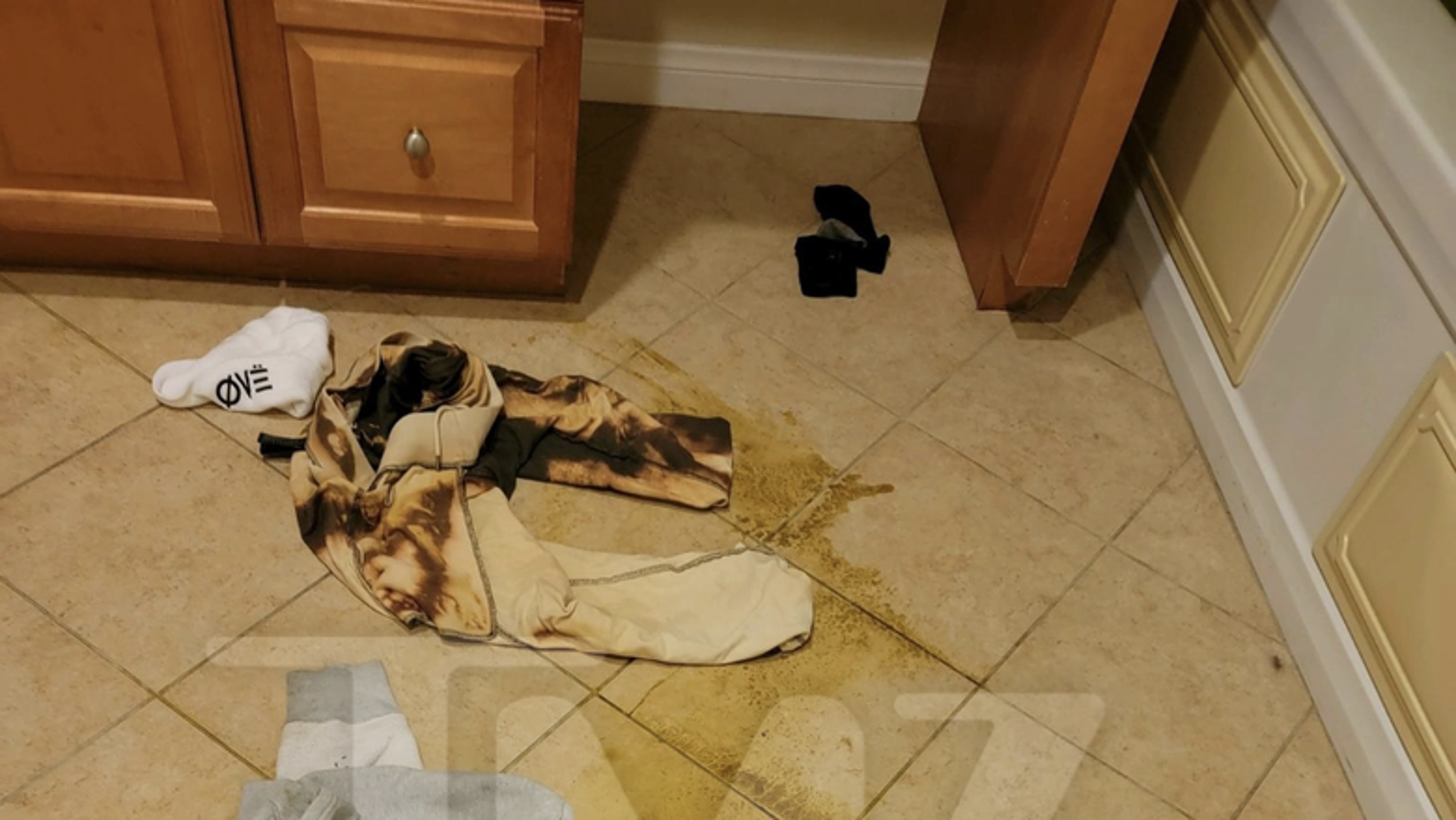 Aaron Carter's Death Scene