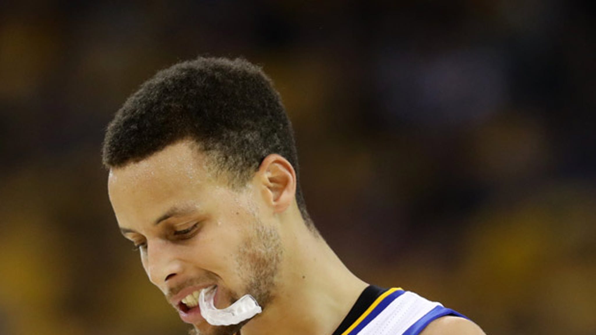 Steph Curry Can't Figure Out How To Use A Mouth Guard