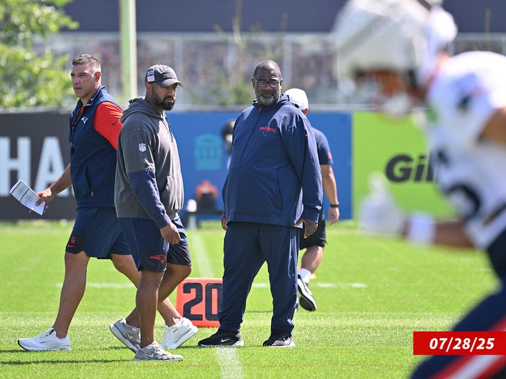 Patriots DC Terrell Williams Diagnosed With Prostate Cancer