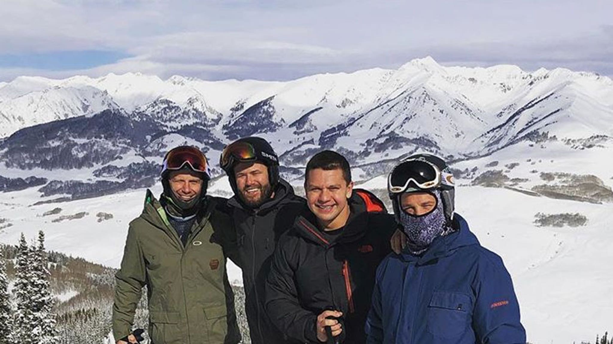 Stars Hitting The Slopes