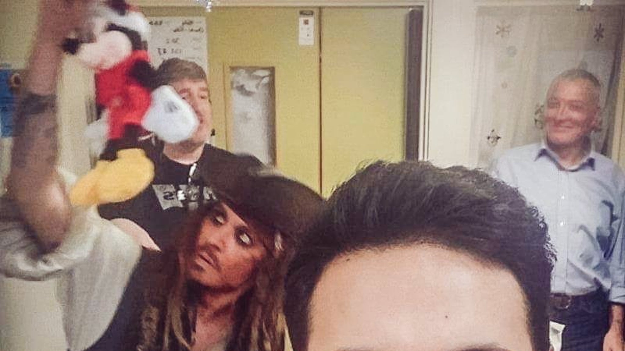 Johnny Depp Visits Children's Hospital as Jack Sparrow
