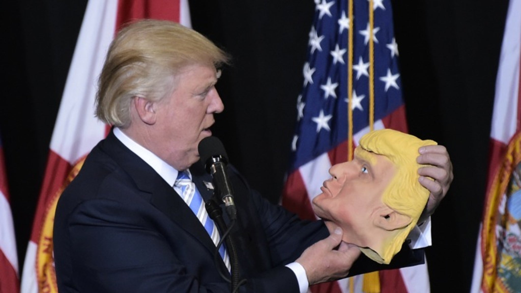 Donald Trump -- Mask America Great Again!