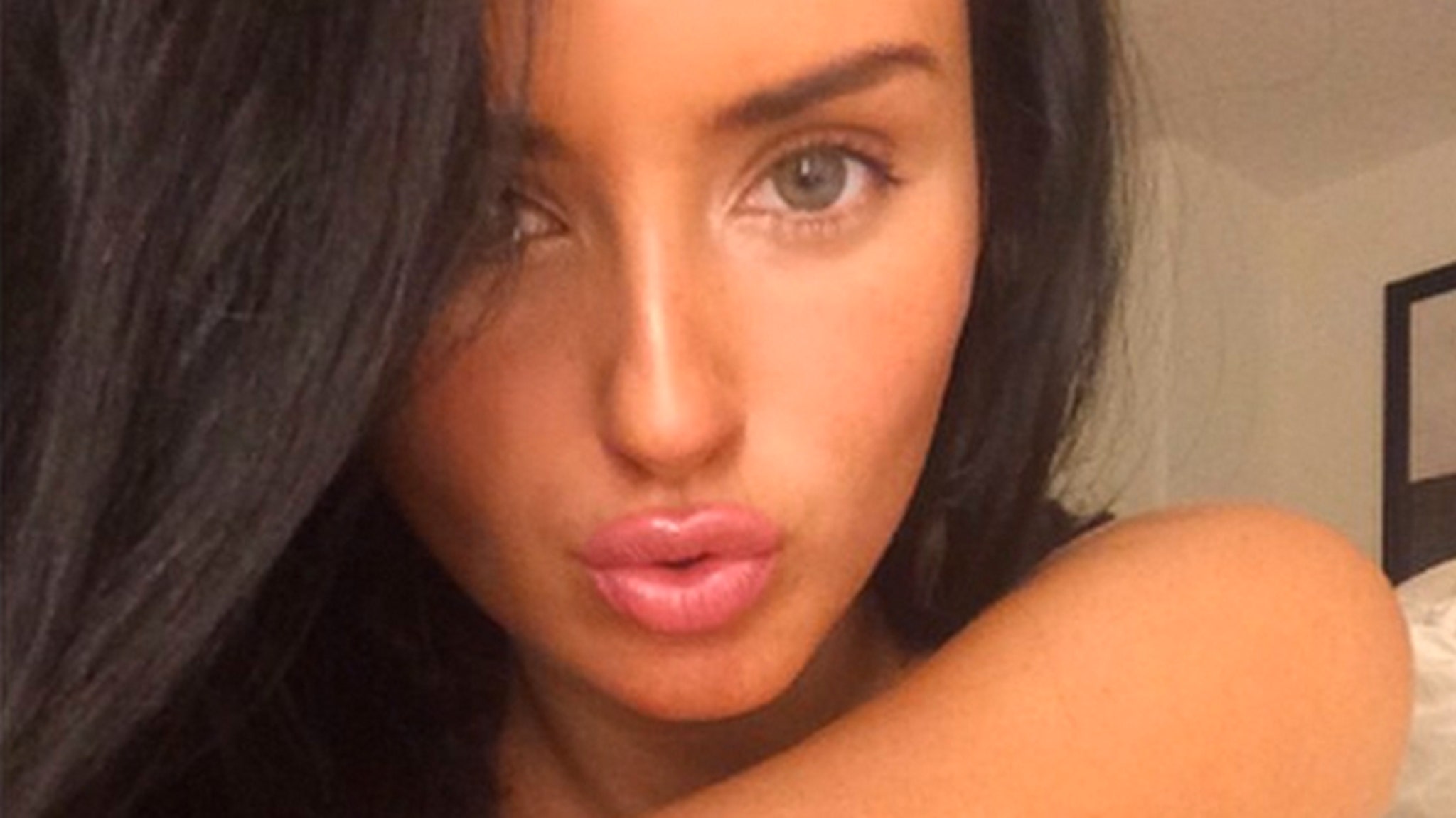 Abigail Ratchford's Sexy Snapshots