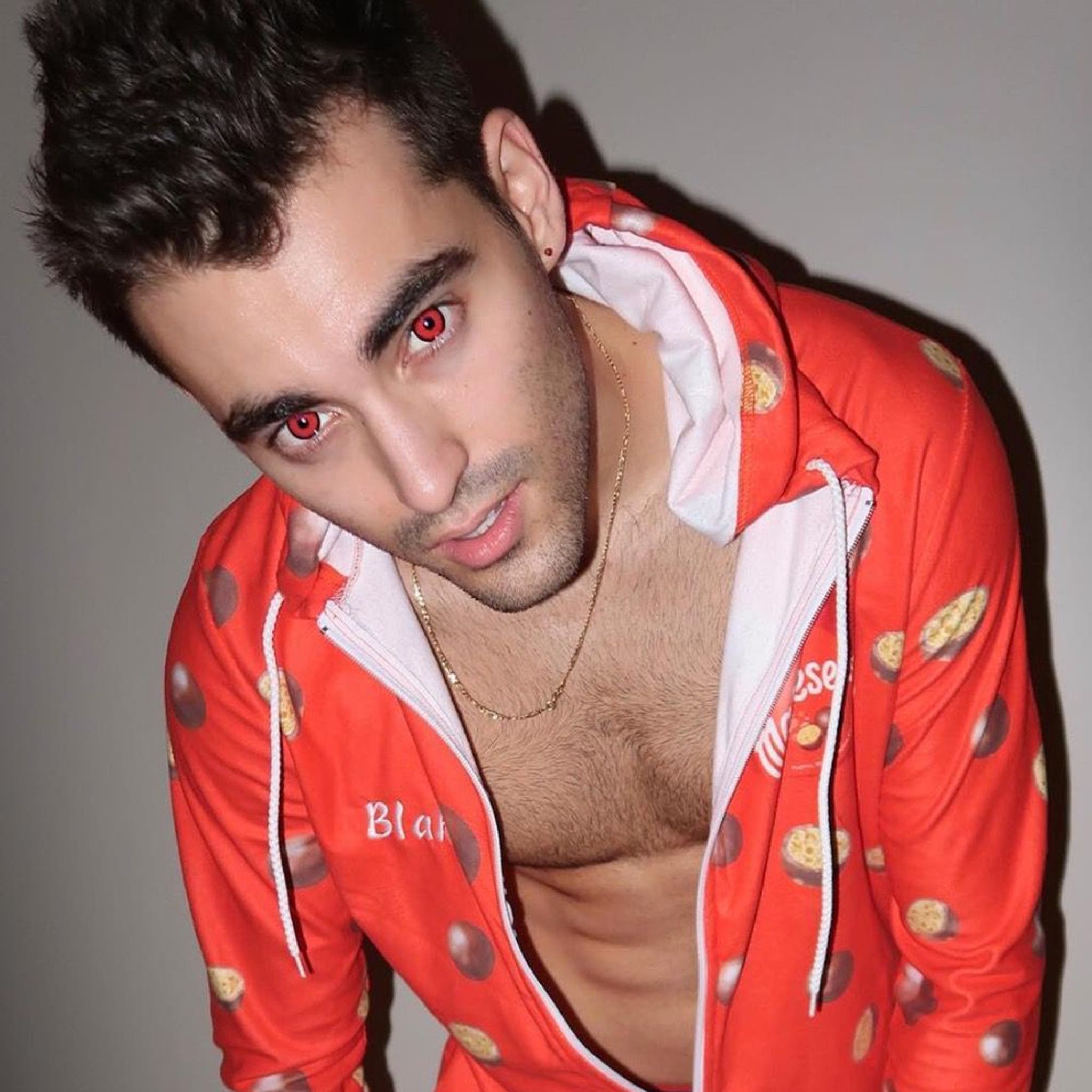 Blake Michael Shirtless