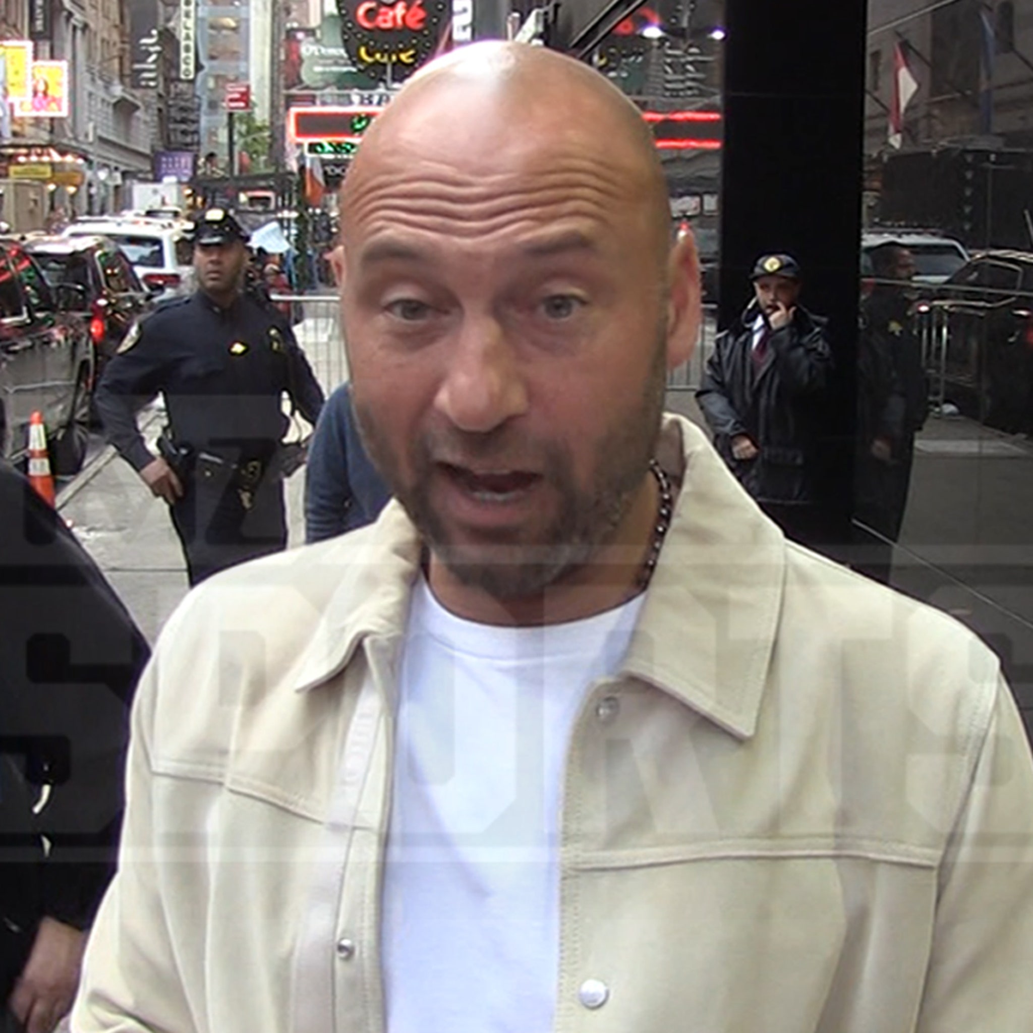 Derek Jeter Slaat