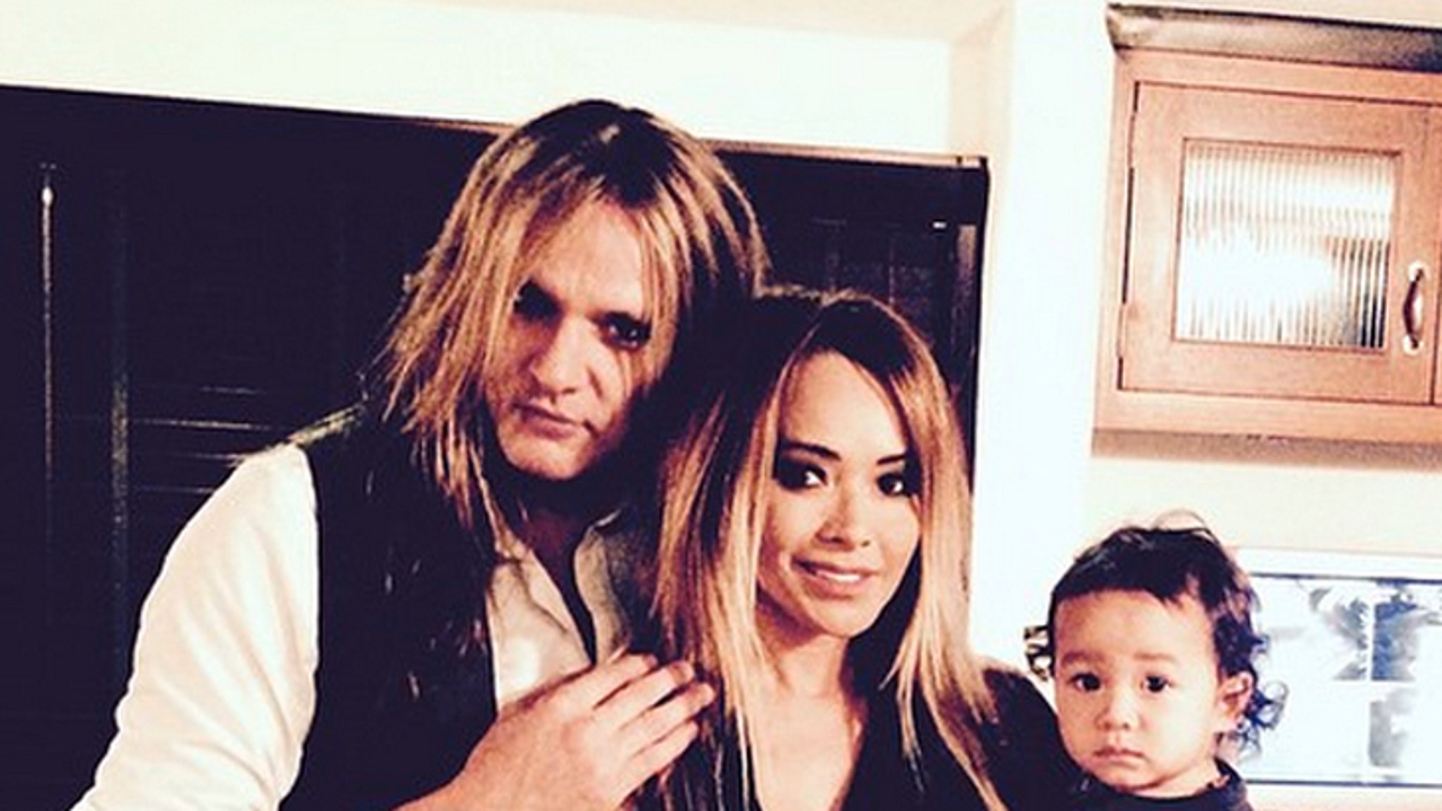 Suzanne Le's Sexy Instagram Shots