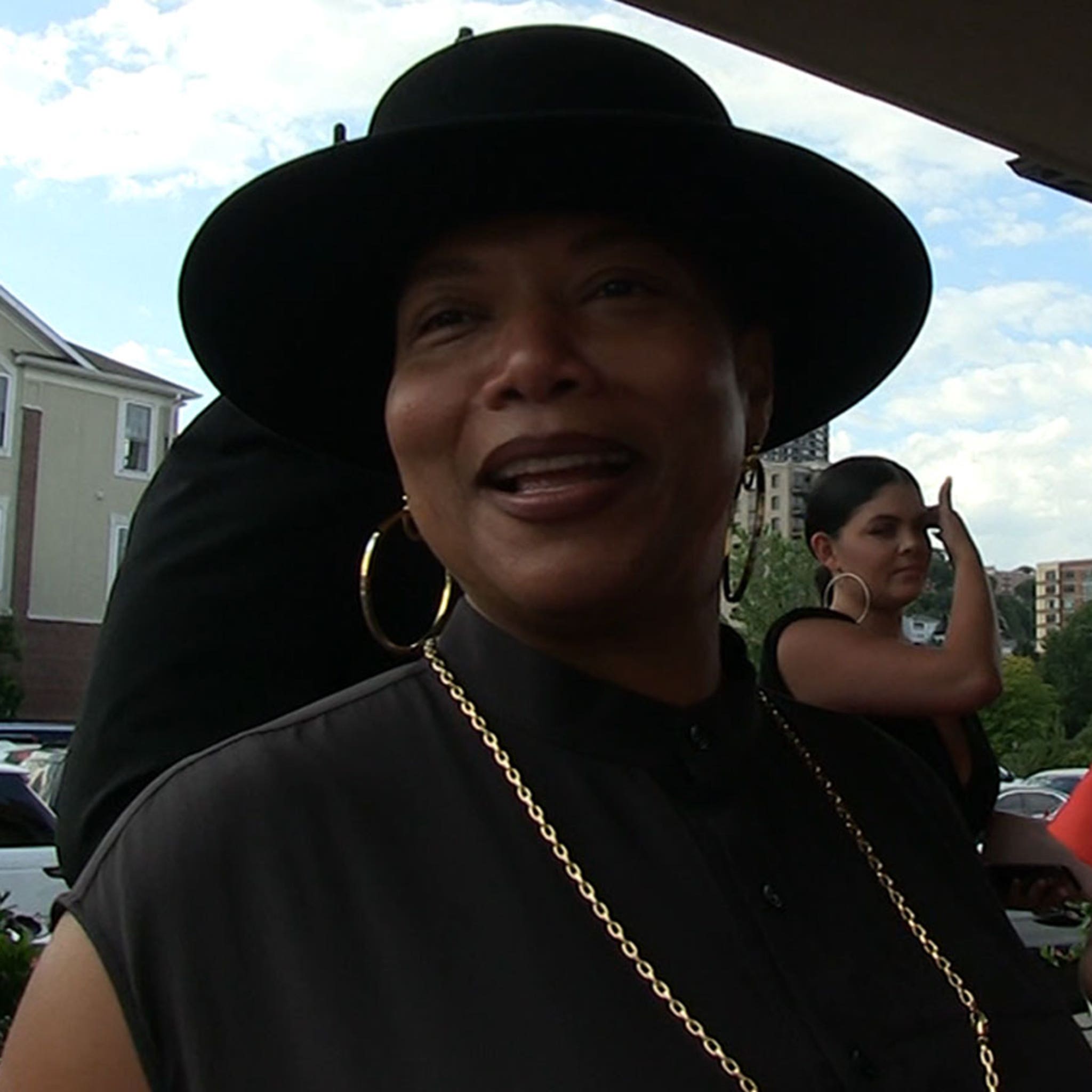 Queen Latifah African Hat