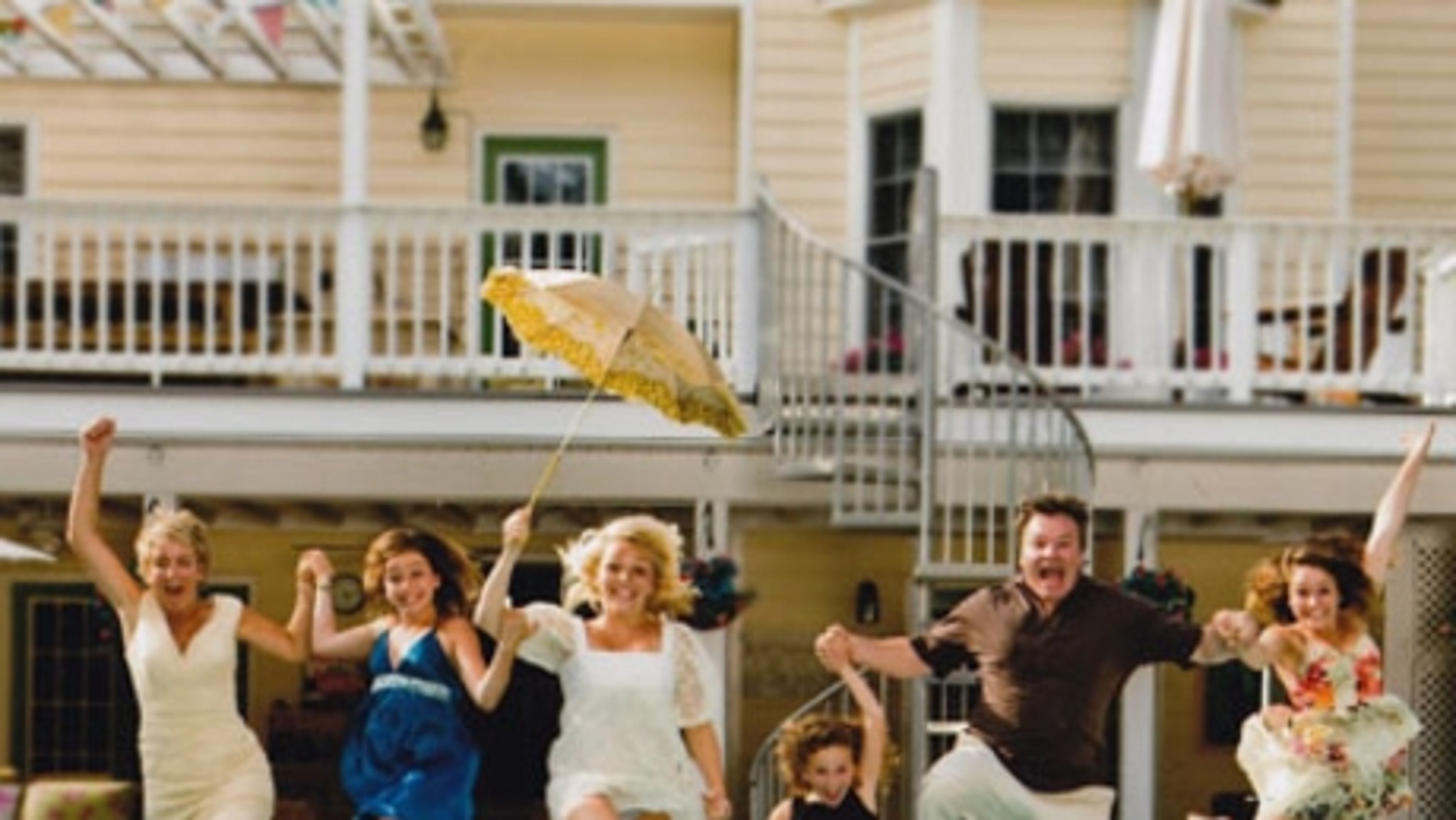 TMZ's Wacky Family Photos Contest