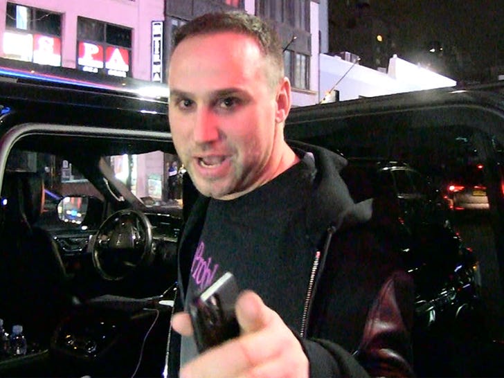 'Narcos' TV Crew Barred From Filming on Pablo Escobar Death Roof