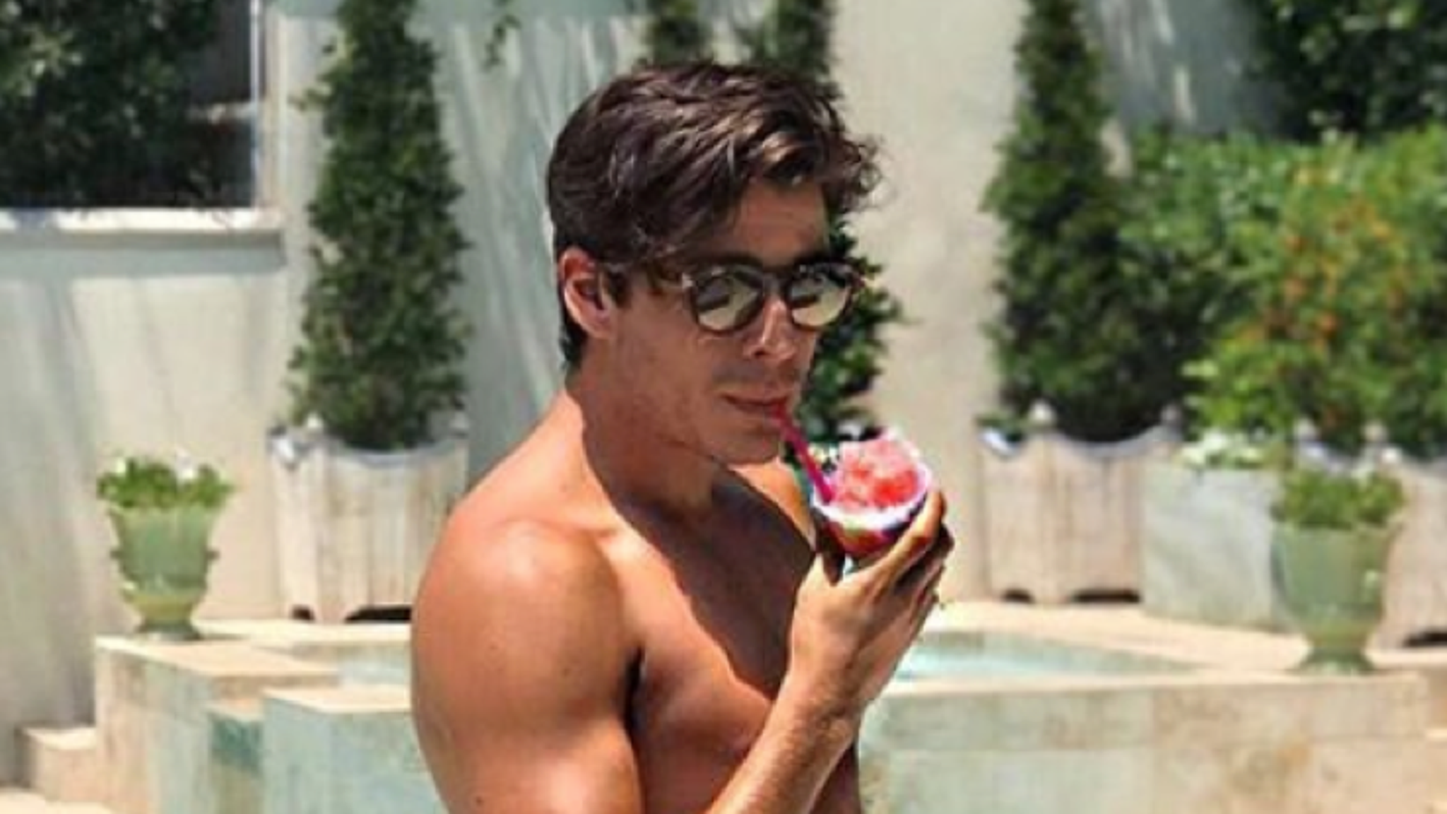 Manolo Vergara's Shirtless Shots